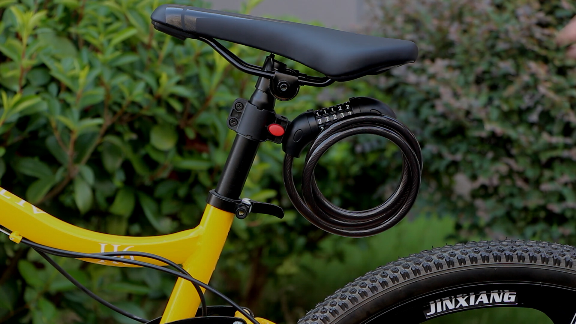 Watch How to install and use the bicycle cable lock on Amazon Live