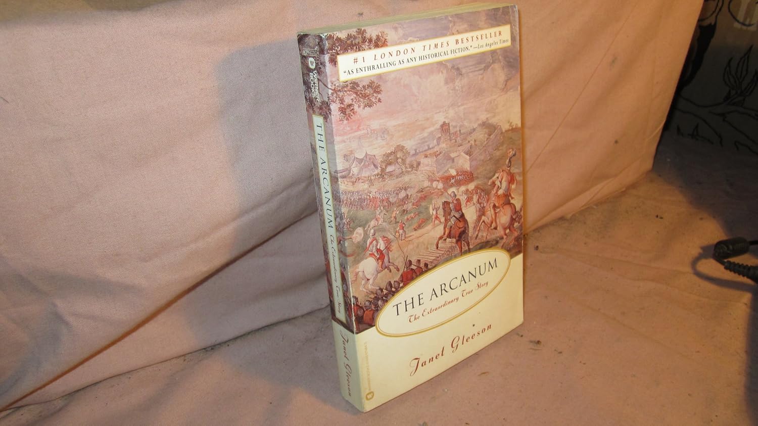 The Arcanum: The Extraordinary True Story: Gleeson, Janet ...