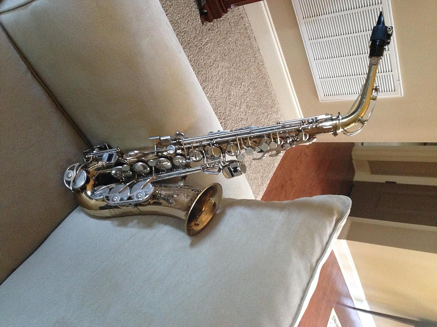 Amazon.com: Selmer Bundy II Alto Saxophone w/Case : Musical Instruments