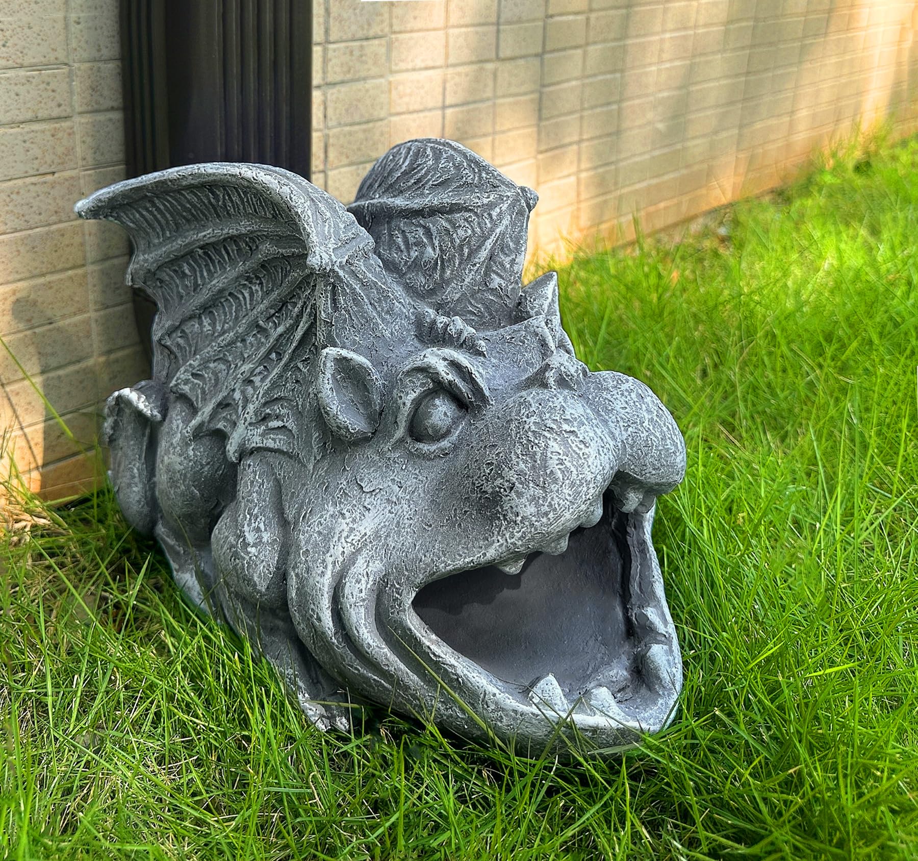 Snapklik.com : Euiroet Gothic Gargoyle Sculpture Gutter Downspout ...