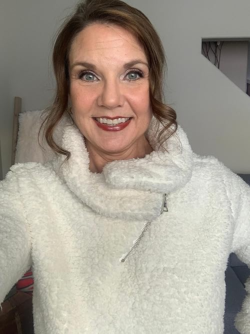 Amber S.'s Amazon Page