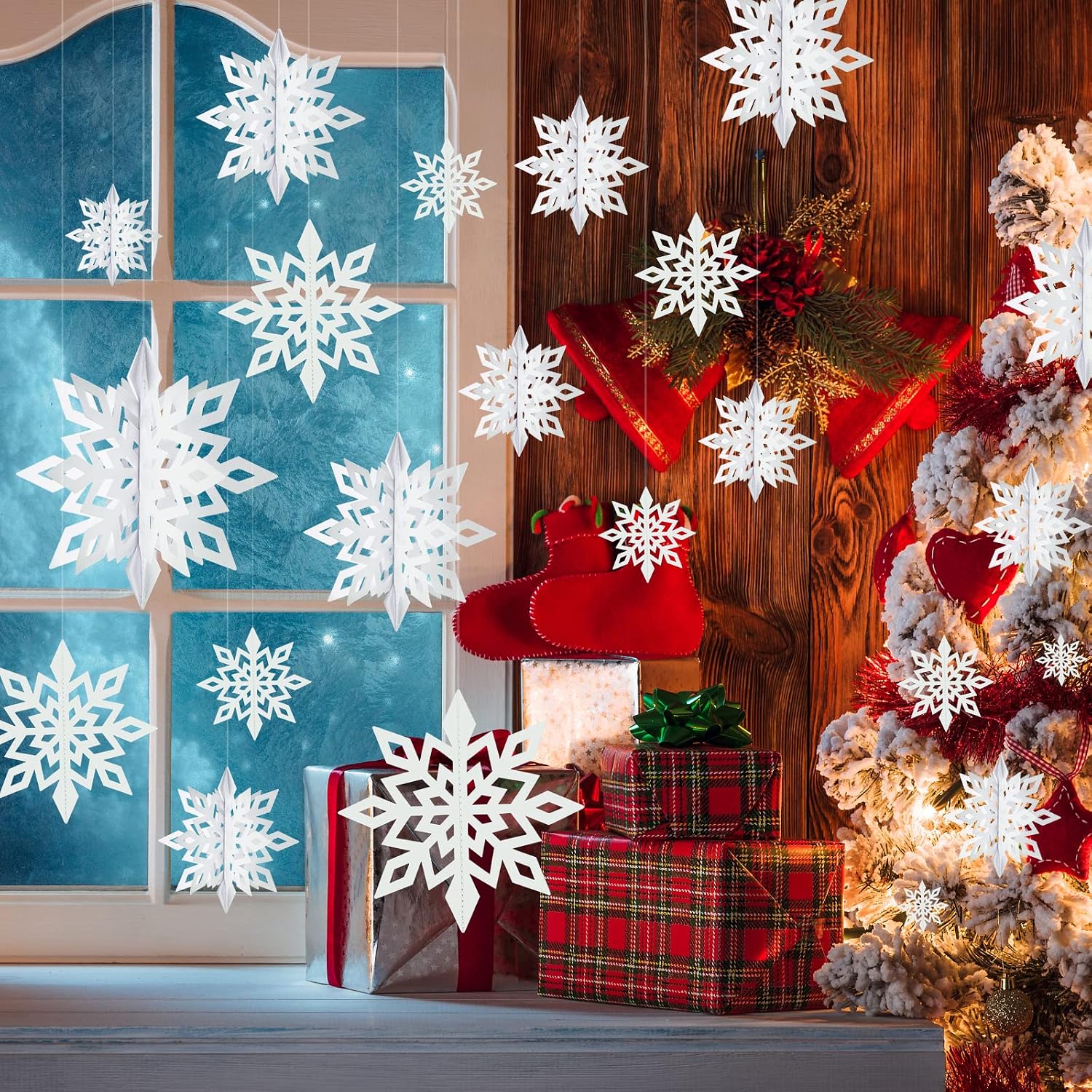 Amazon.com: 24pc 3D Christmas Hanging Decorations - 3 Size Snowflakes ...