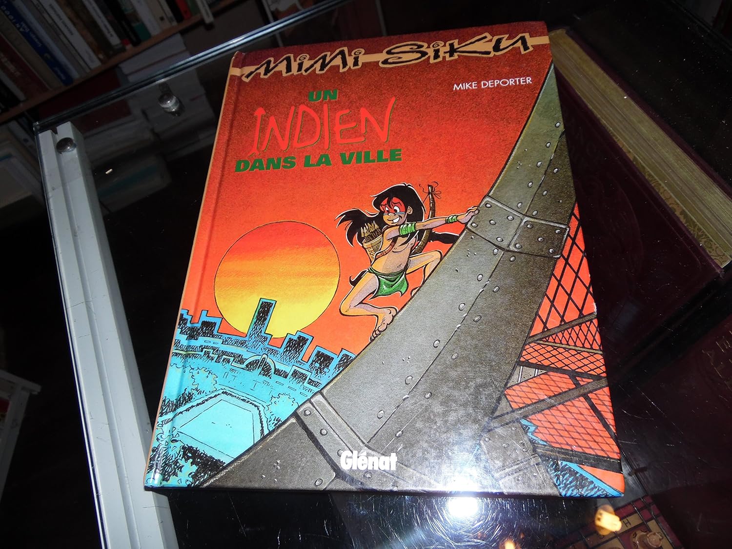 MIMI SIKU UN INDIEN DANS LA VILLE : DEPORTER,MIKE: Amazon.ca: Books