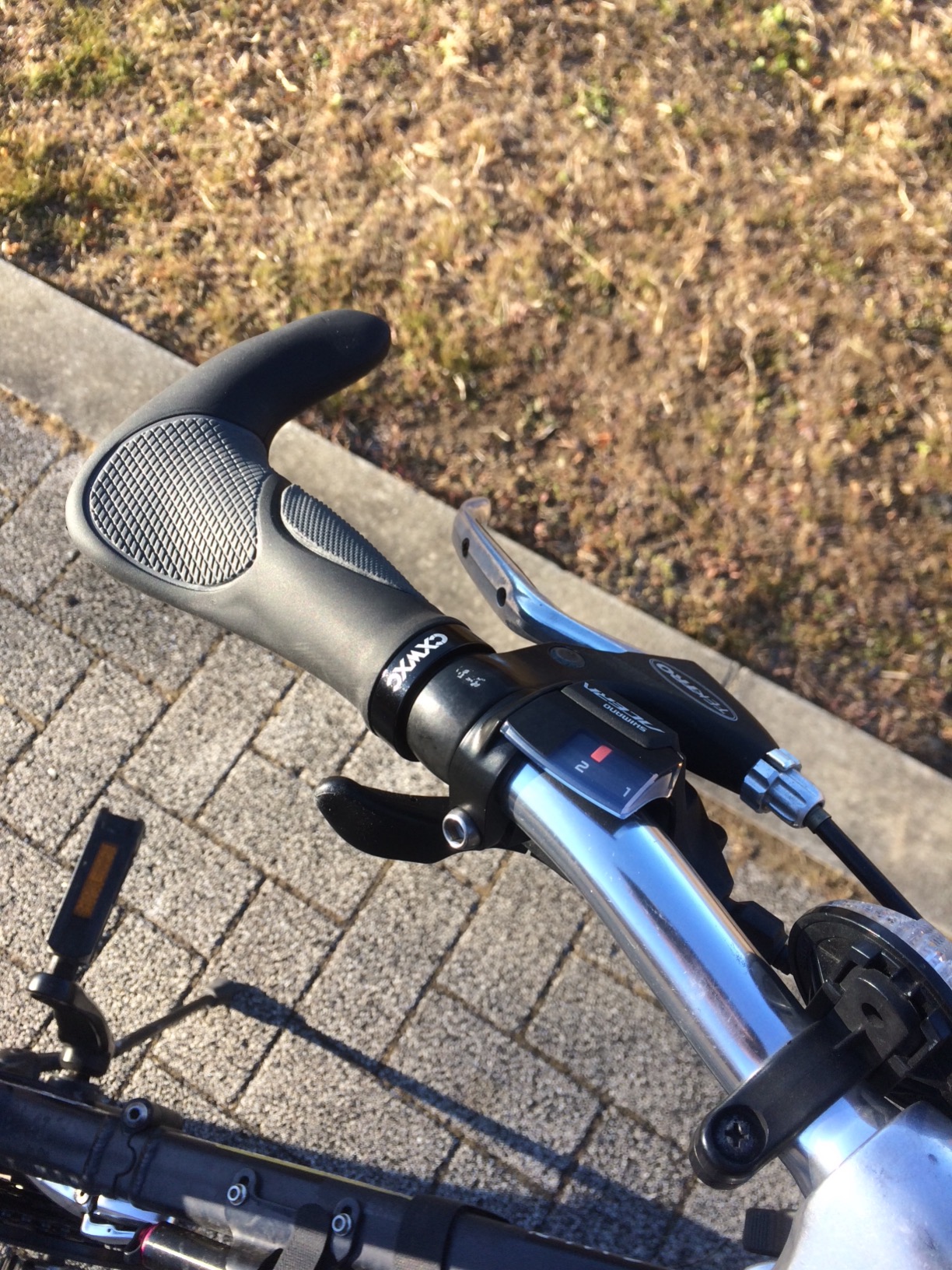 Amazon | シマノ SL-M3010 左右レバーセット 2X9S ESLM3010PA | シマノ(SHIMANO) | シフトレバー