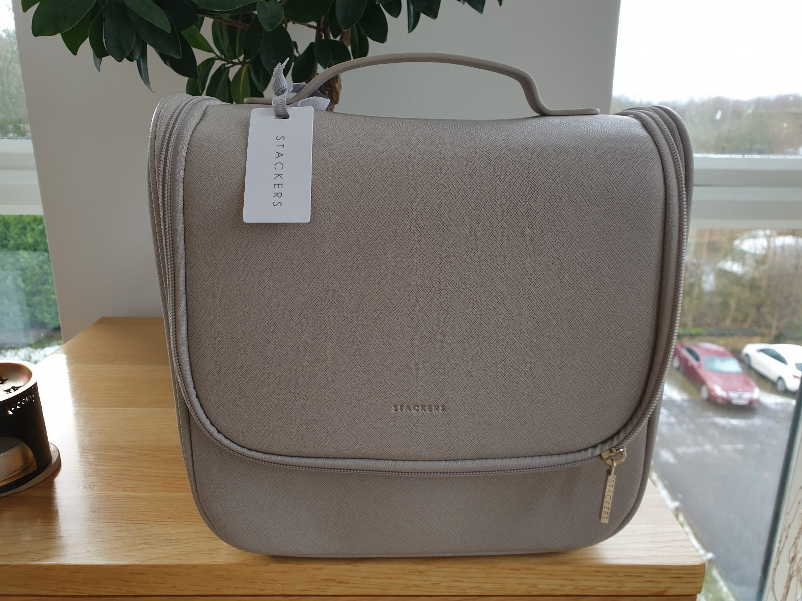 Stackers Taupe Hanging Wash Bag : Amazon.co.uk: Fashion