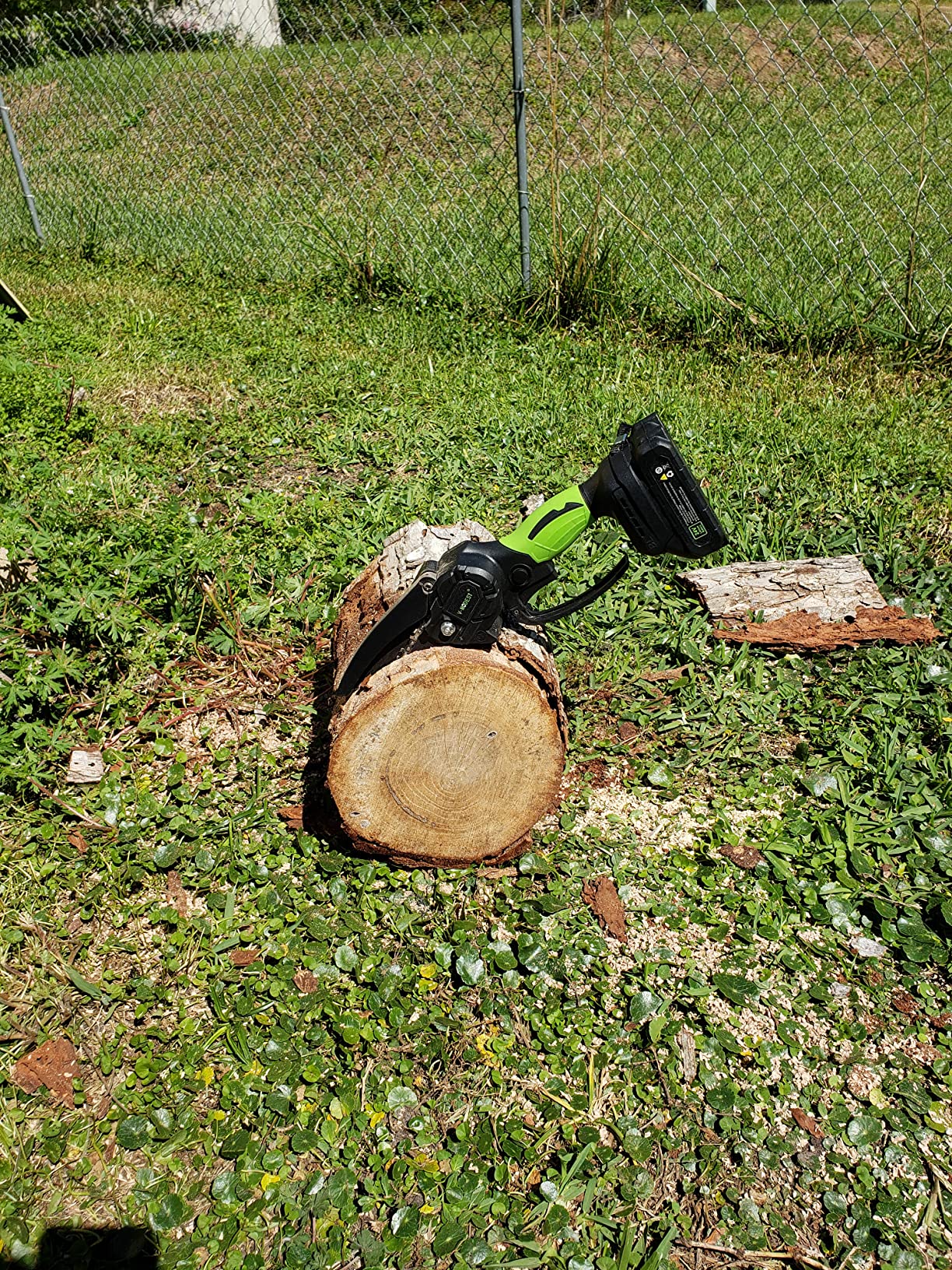 $9/mo - Finance V-MODEST Mini Chainsaw Cordless 6 in. with Automatic ...