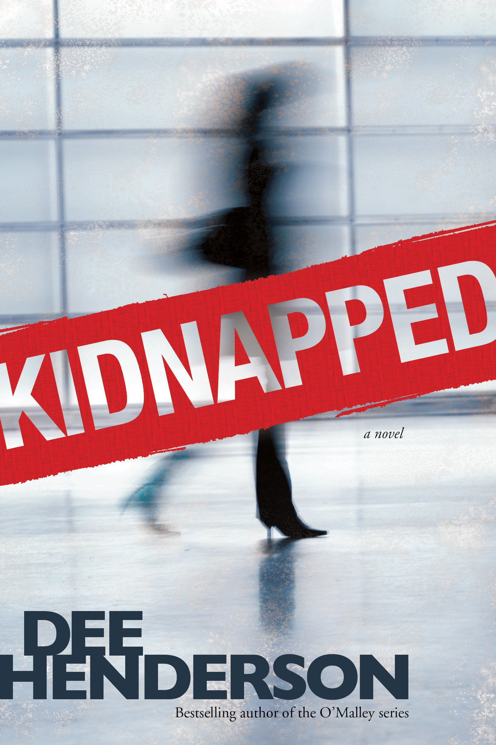Kidnapped: Henderson, Dee: 9781414323633: Amazon.com: Books
