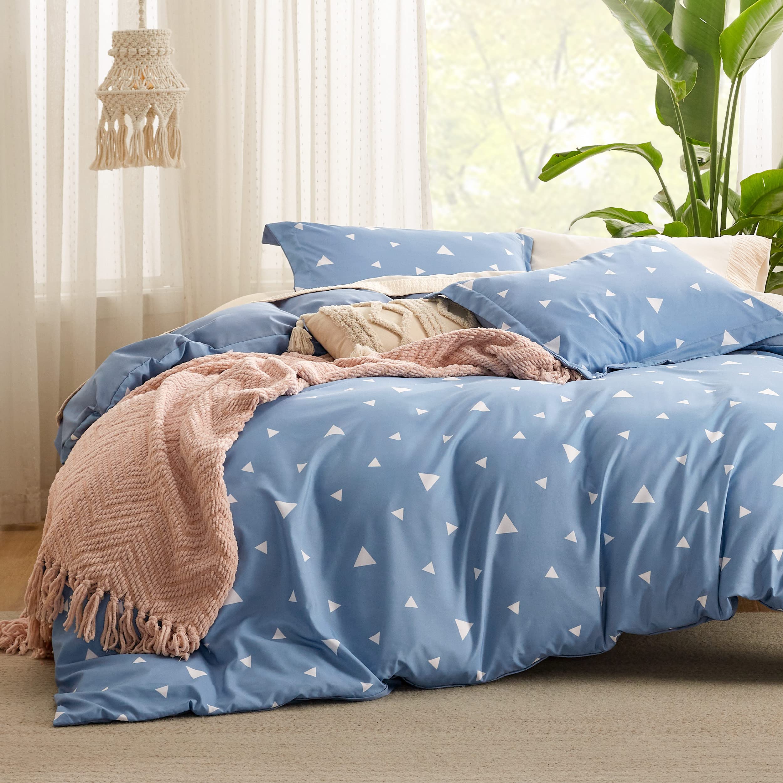 Graphic Duvet Covers