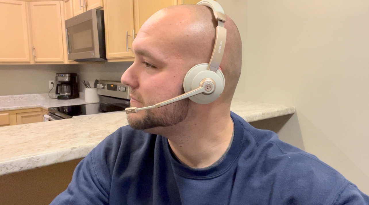 Watch Quality talking headset on Amazon Live