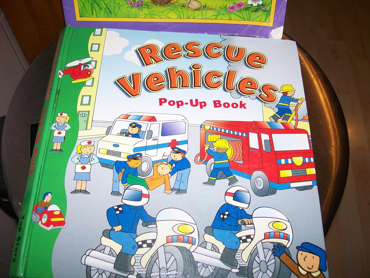 Rescue Vehicles Pop-up Book: Amazon.co.uk: 9780907789512: Books