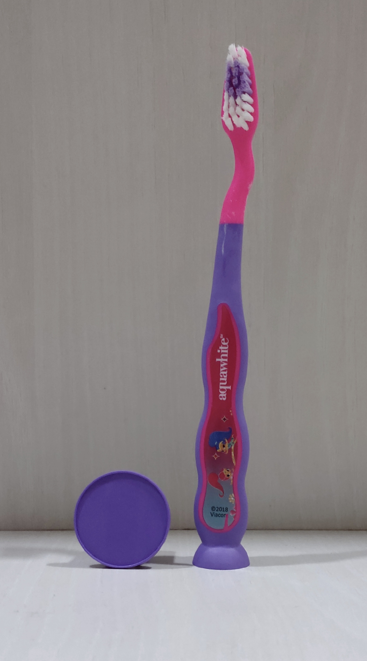 Buy aquawhite® SHIMMER & SHINE Jiggle Wiggle Toothbrush with 2 D ...