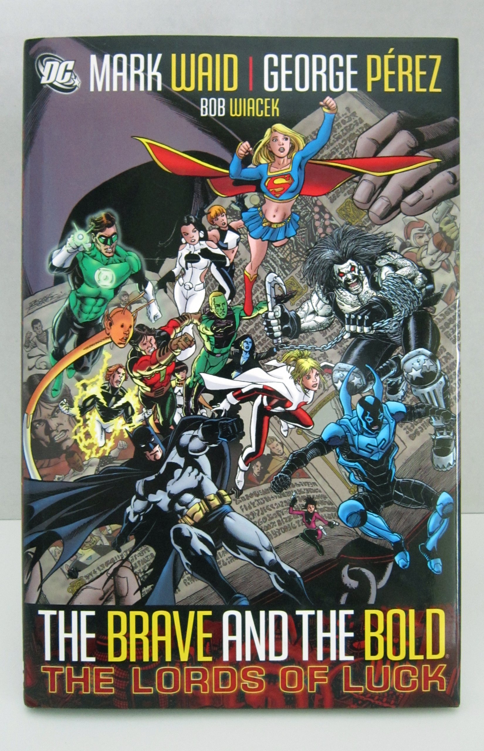 Amazon.com: The Brave And The Bold 1: The Lords of Luck: 9781401215033 ...