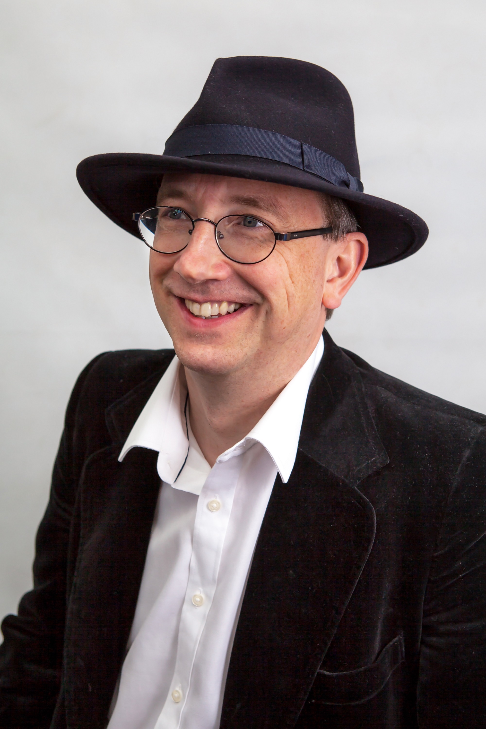 Amazon.co.uk: Christopher Loft: books, biography, latest update