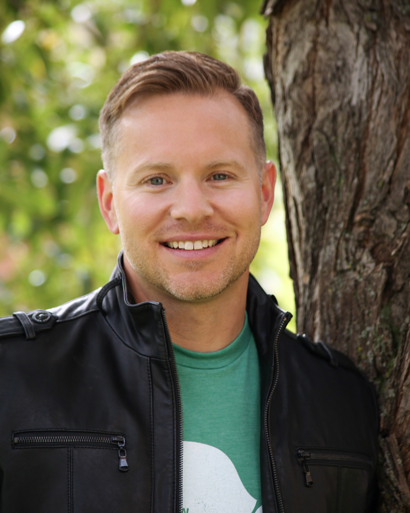 Amazon.com: Michael Voll: books, biography, latest update