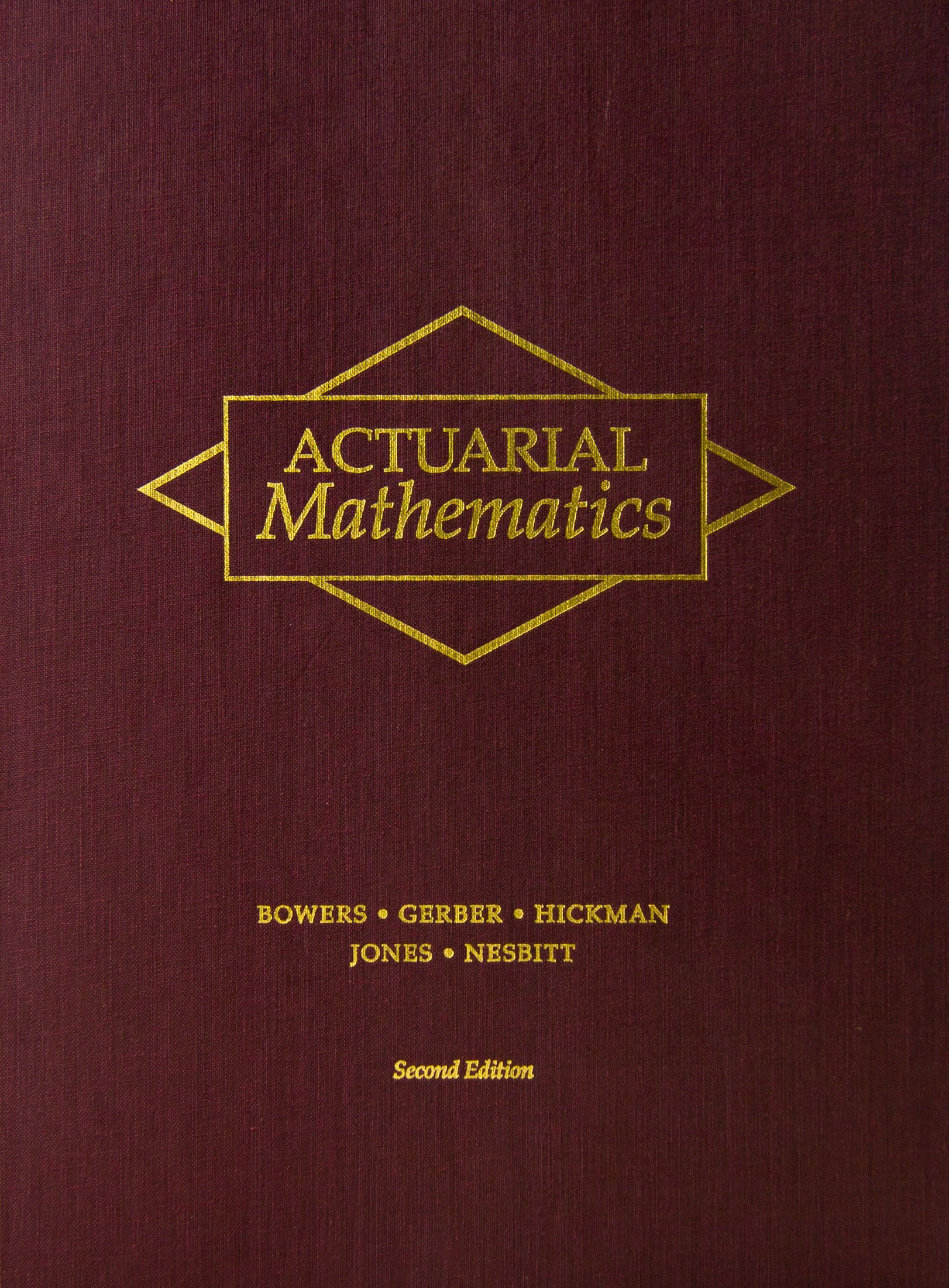 Amazon.com: Actuarial Mathematics: 9780938959465: Bowers, Newton L ...