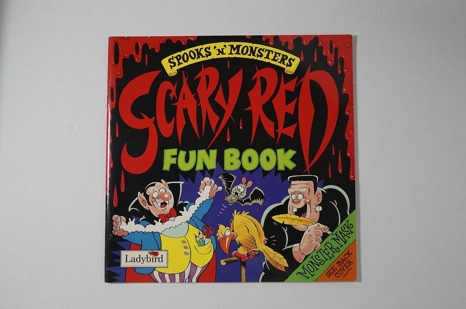 Amazon.com: Scary Red Fun Book (Spooks & Monsters): 9780721425016 ...