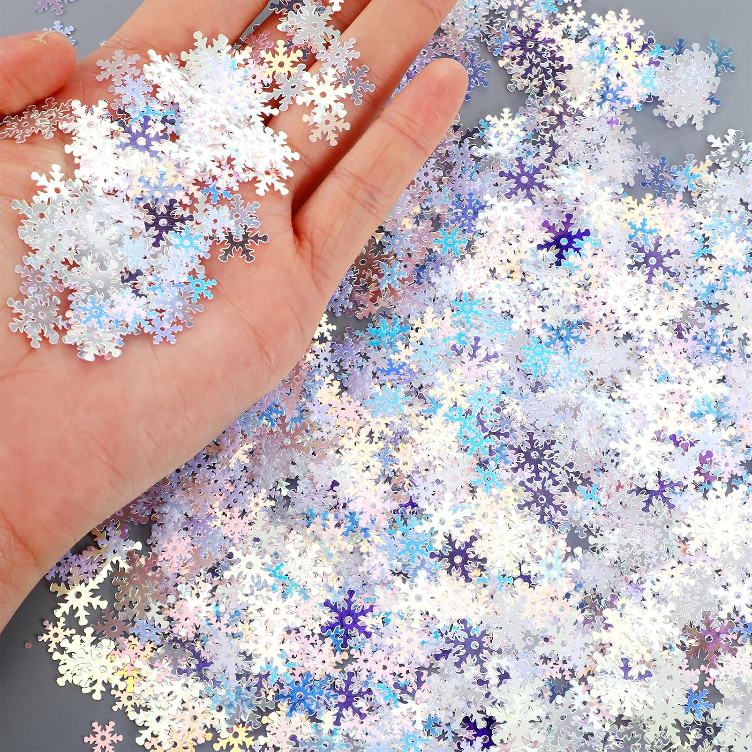 WLLHYF 4080PCS Christmas Snowflake Confetti Decorations Glitter Paper ...