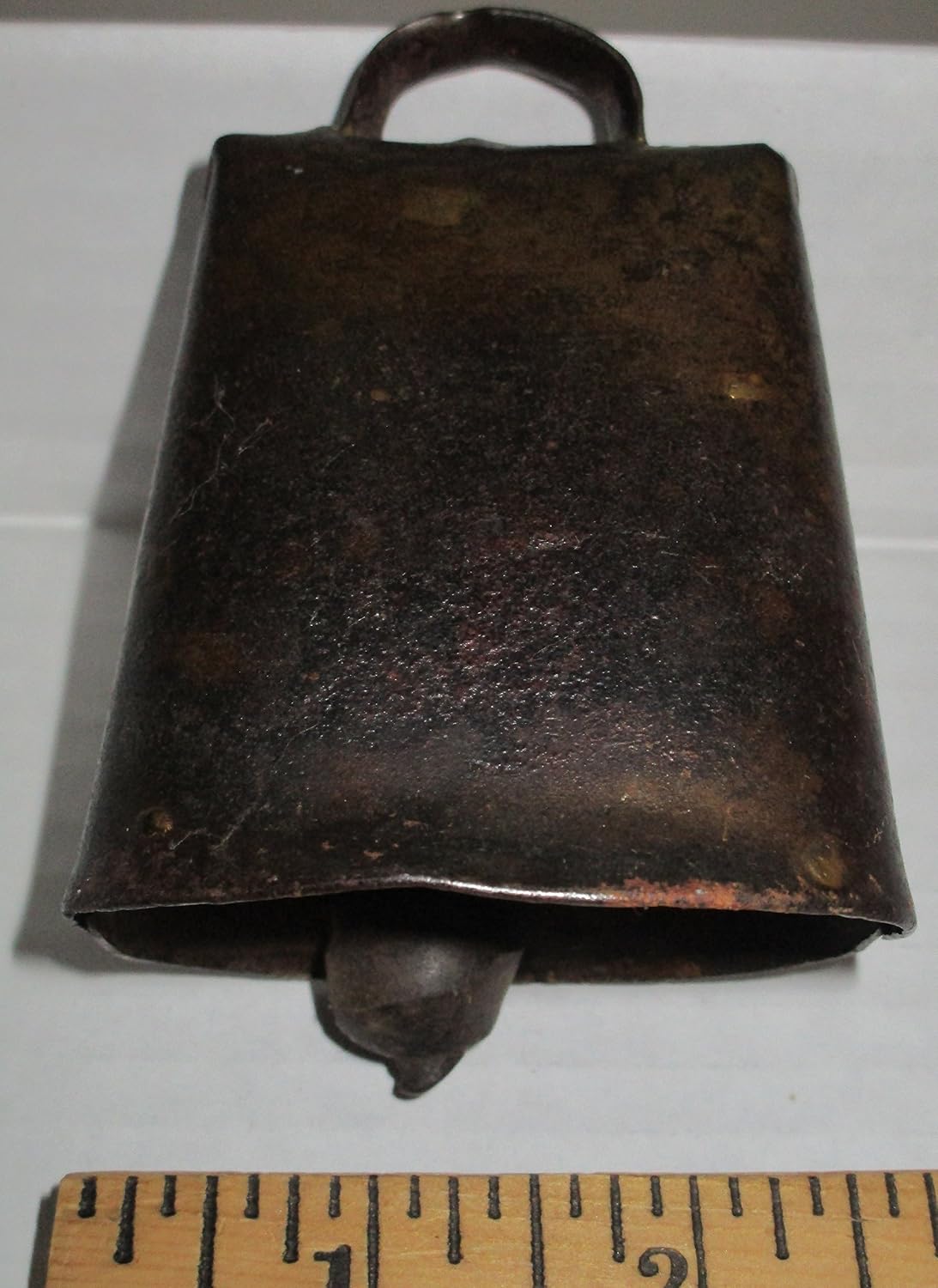 Amazon.com: ANTIQUE Metal Cow Bell w/ Clanger - 2.25" at bottom, 3.5 ...