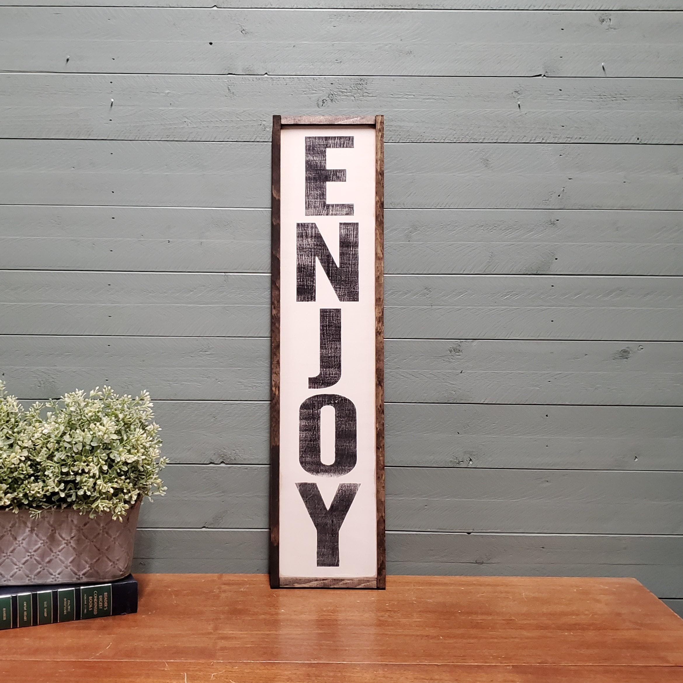 Vertical Sign Farmhouse Kitchen 30 Best Farmhouse Kitchen Ideas