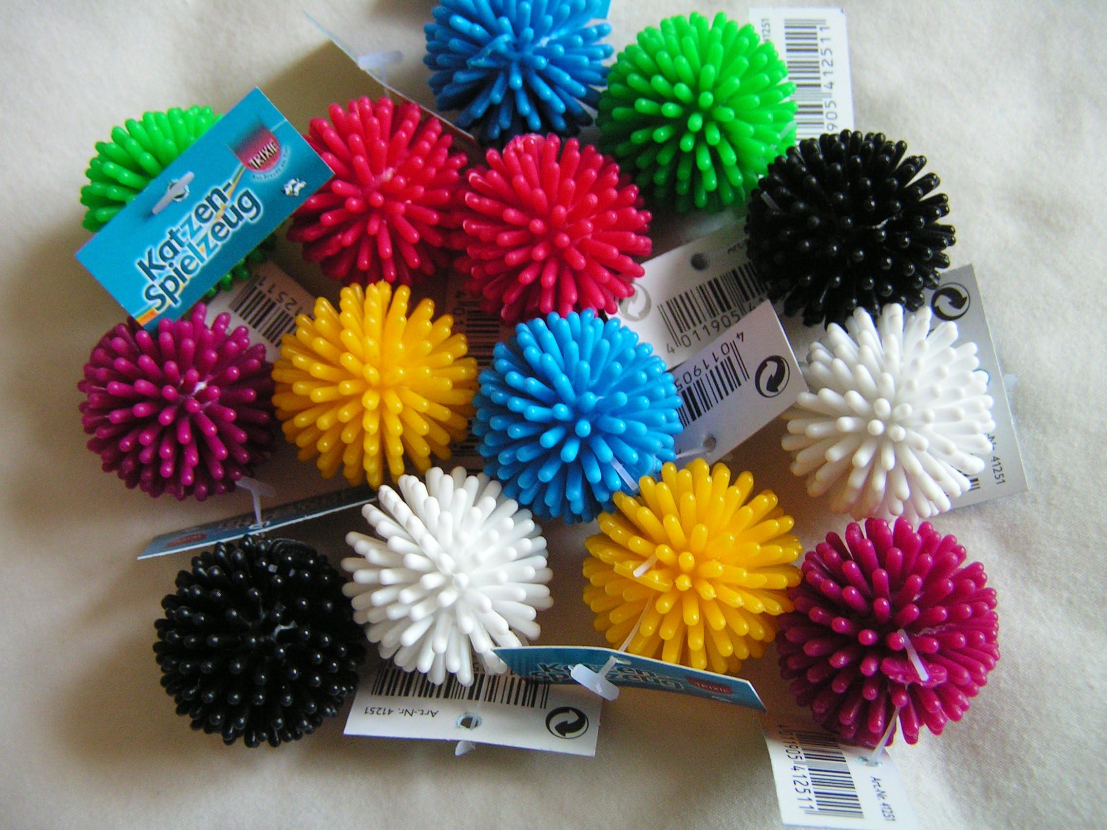 Amazon.com : MY PET Small Spikey Cat Ball Toys (10 Balls) : Pet Supplies