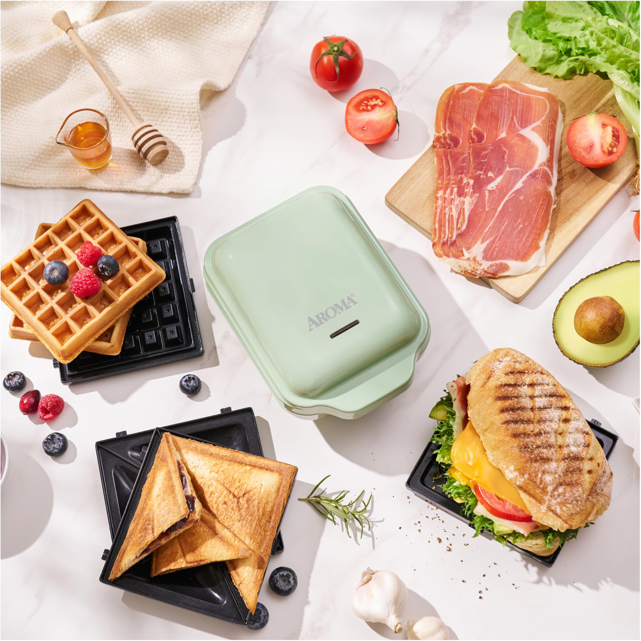 Snapklik.com : AROMA 3-in-1 Panini Press, Sandwich Grill, And Waffle Maker
