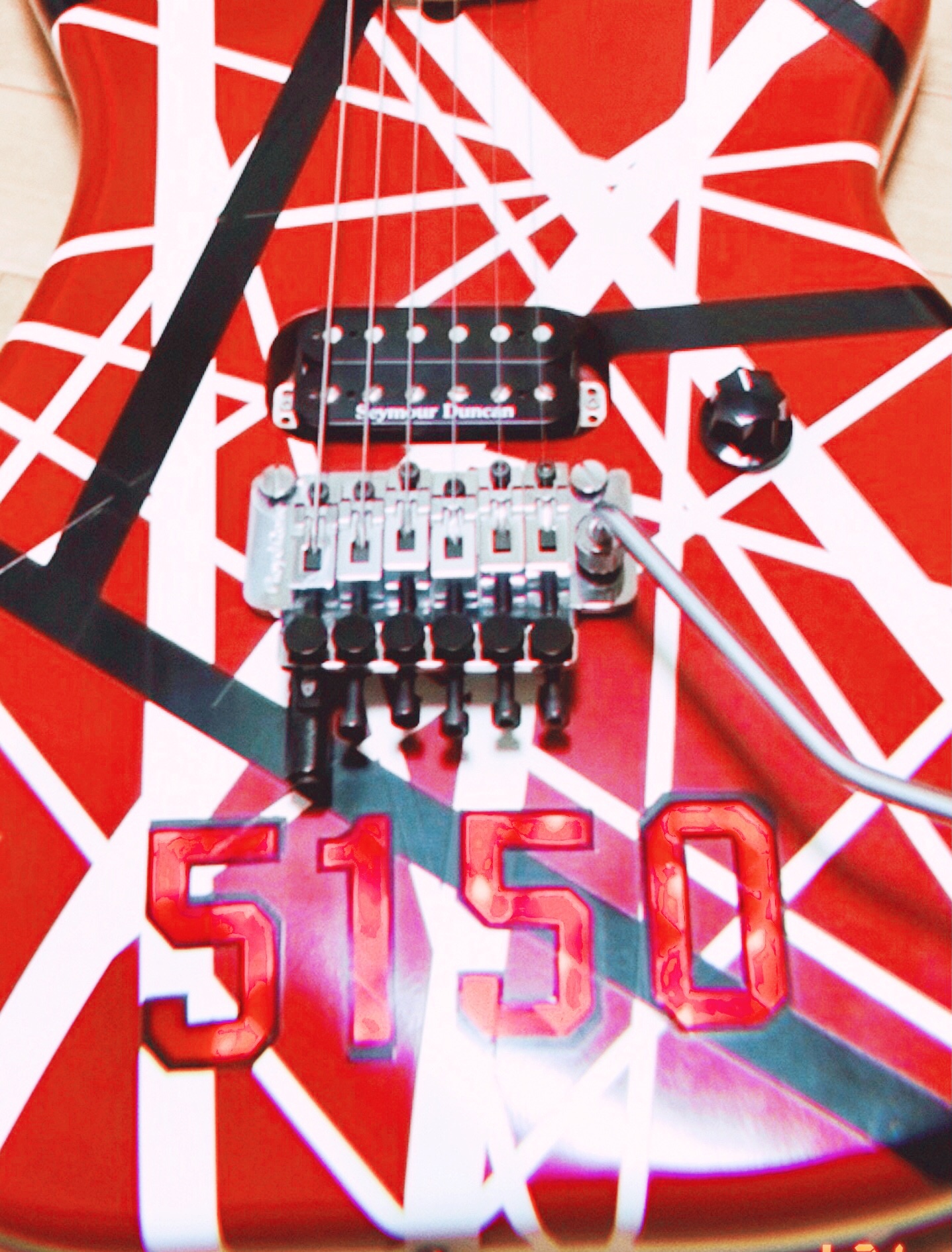 Amazon | EVH 5150 Sticker with Stars ステッカー | シール・ステッカー | おもちゃ