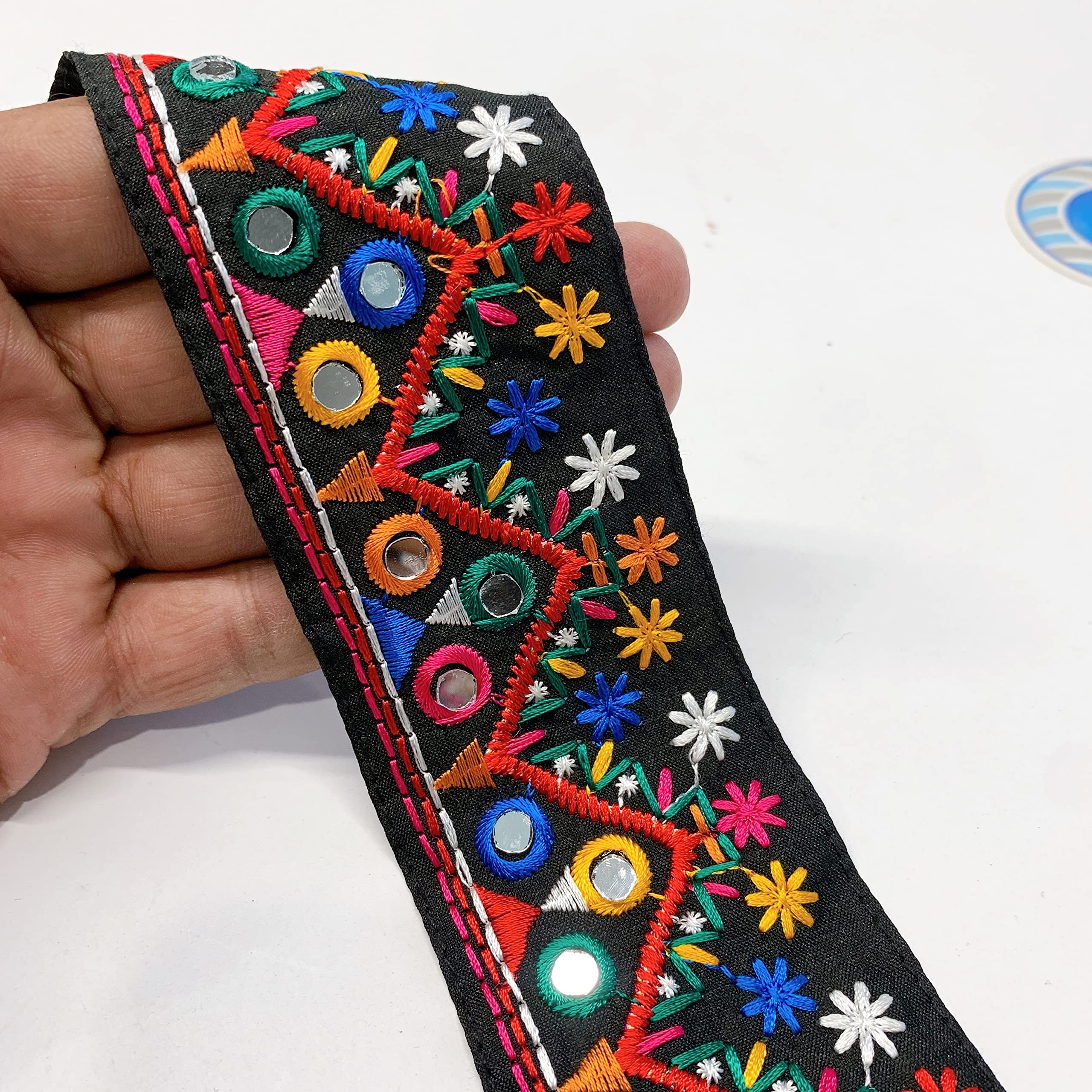 Lami Navratri Traditional Border lace, Latest Embroidery Designs lace ...