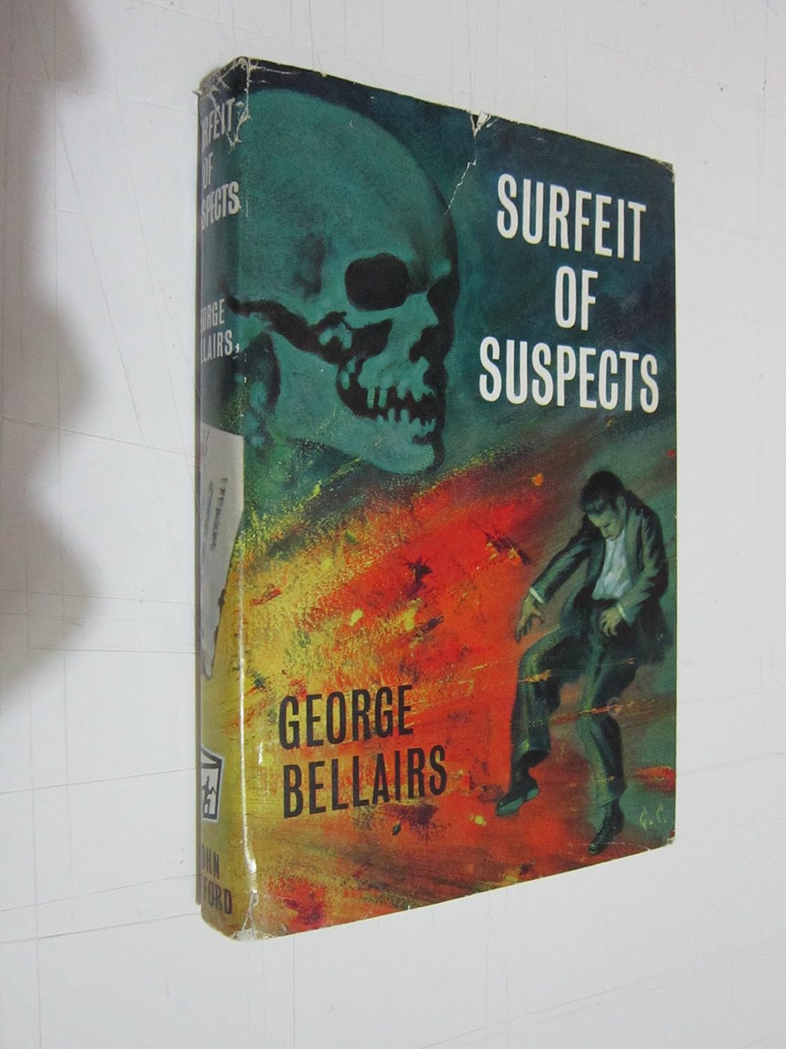 Surfeit of Suspects: Bellairs, George: Amazon.com: Books