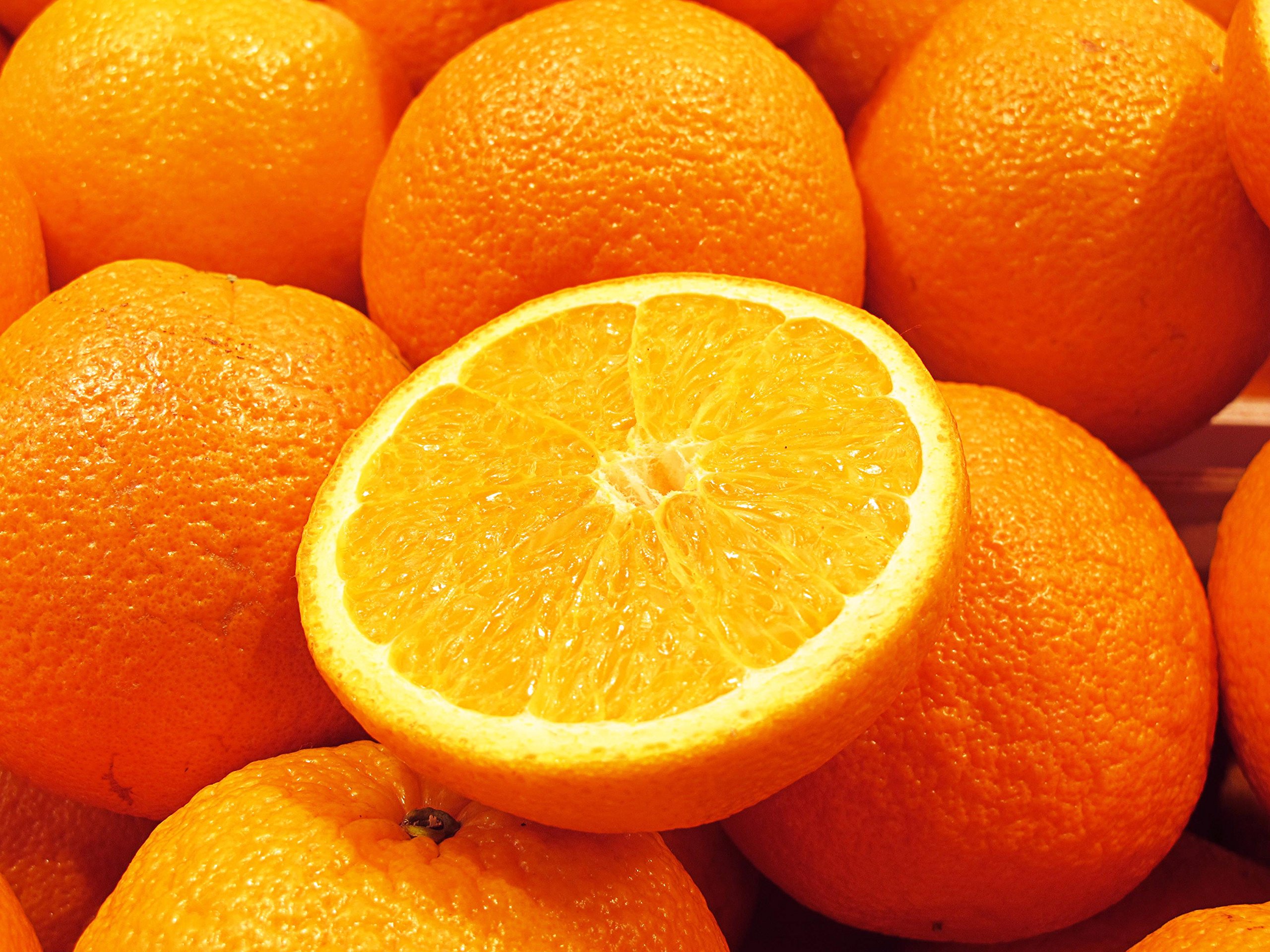 Six Oranges