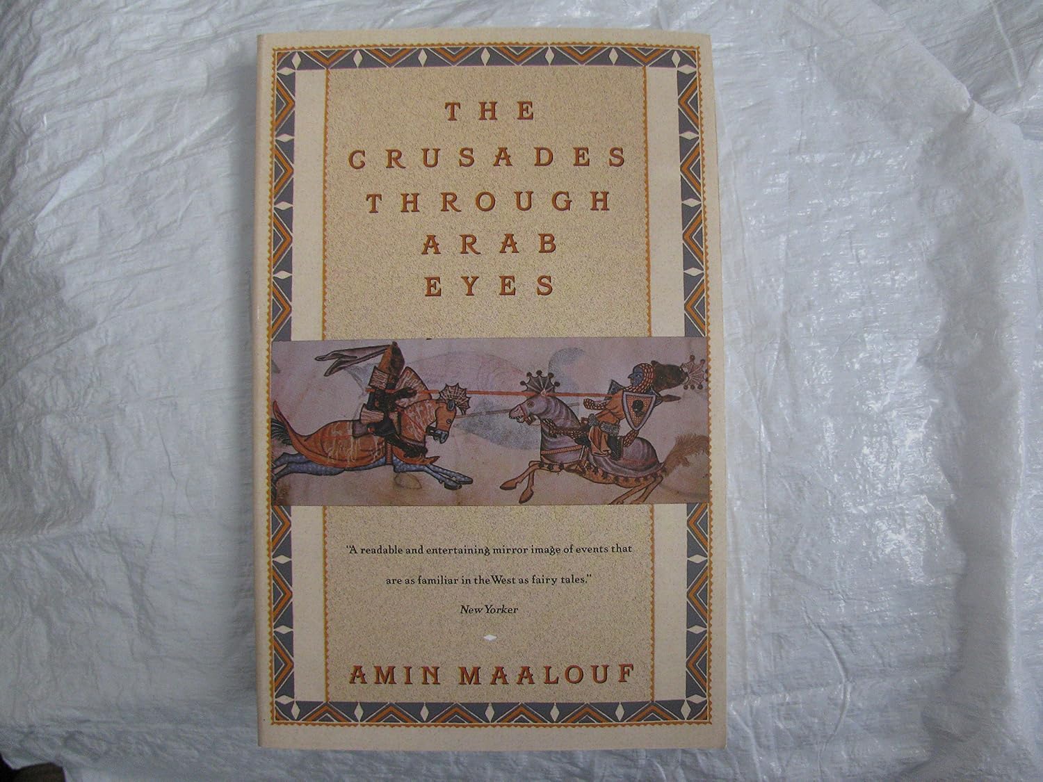 Crusades Through Arab Eyes: Maalouf, Amin: 9780805240047: Amazon.com: Books