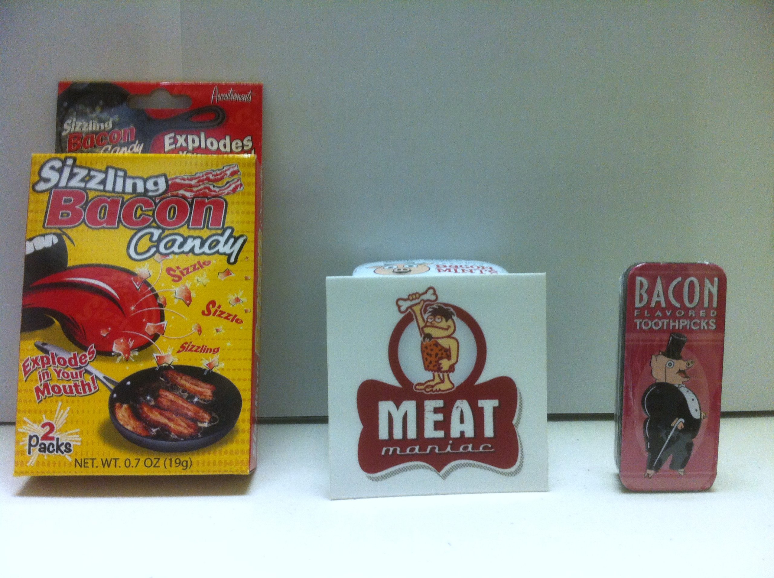 Bacon Flavored Gum Hartz® Oinkies® Bacon Flavor Wrap 16 Pack