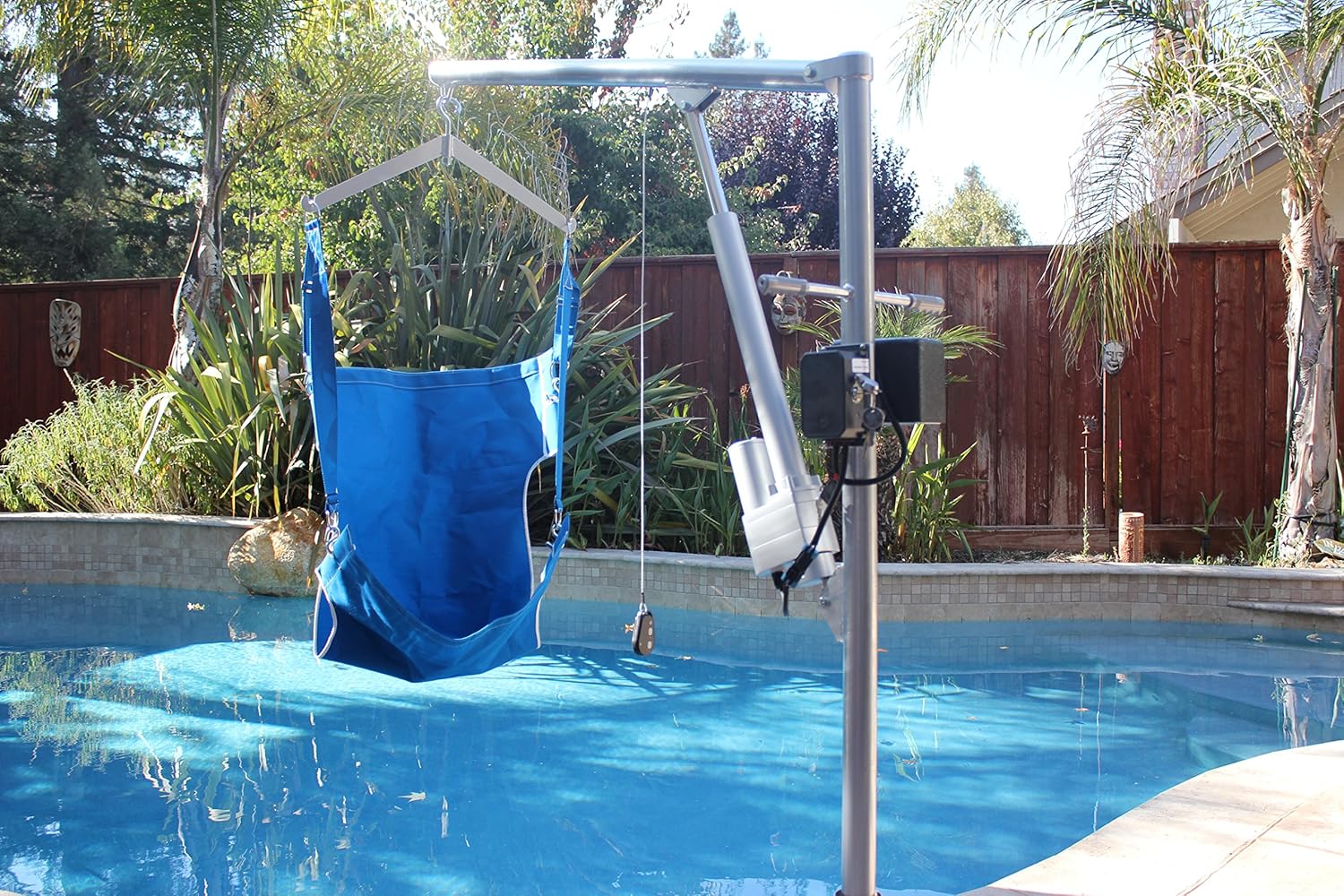 Amazon.com : LIFEGUARD 20A ELECTRIC POWER LIFT : Patio, Lawn & Garden