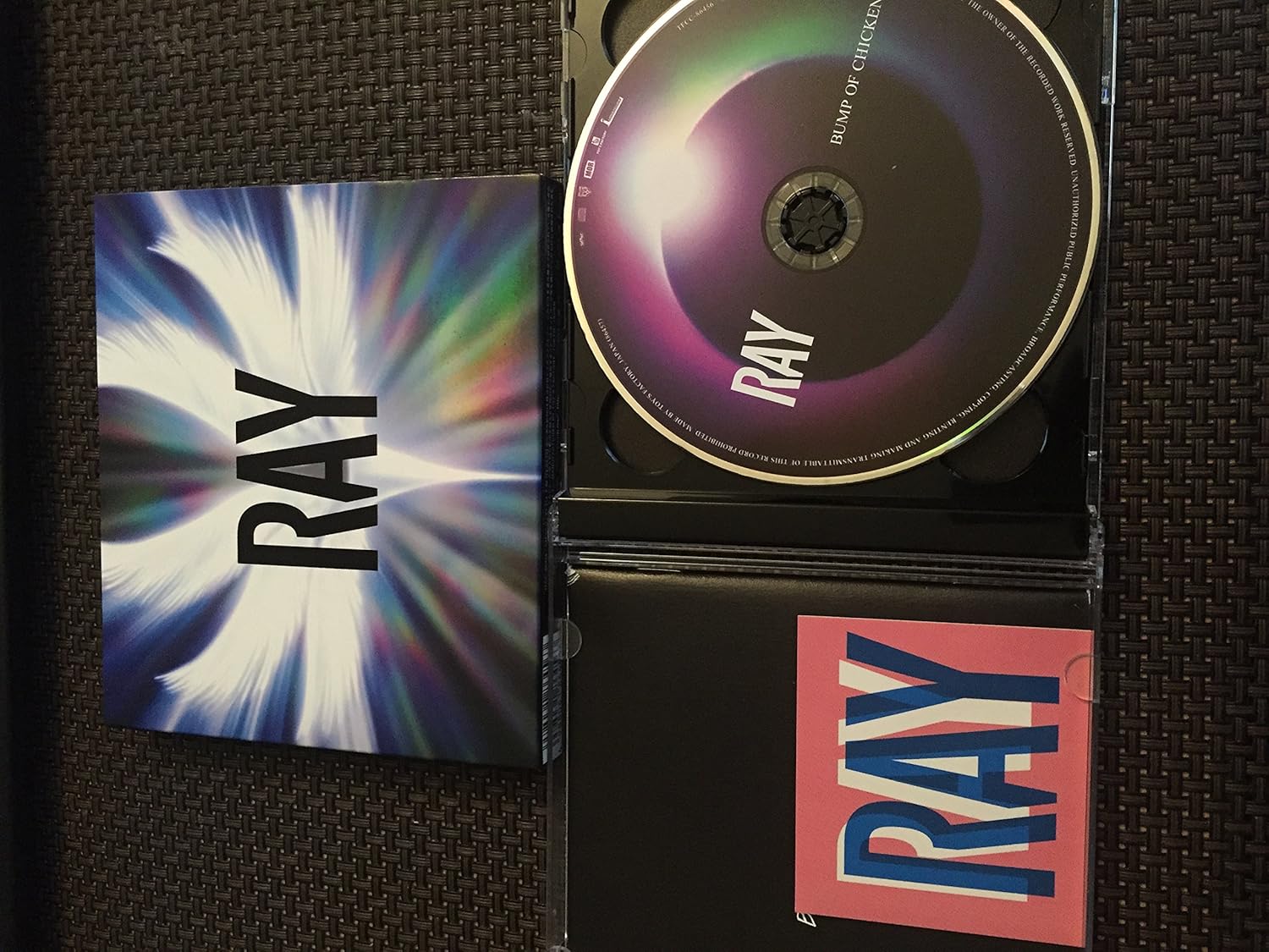 Amazon.co.jp: RAY(初回限定盤) (予約特典ステッカー付): ミュージック