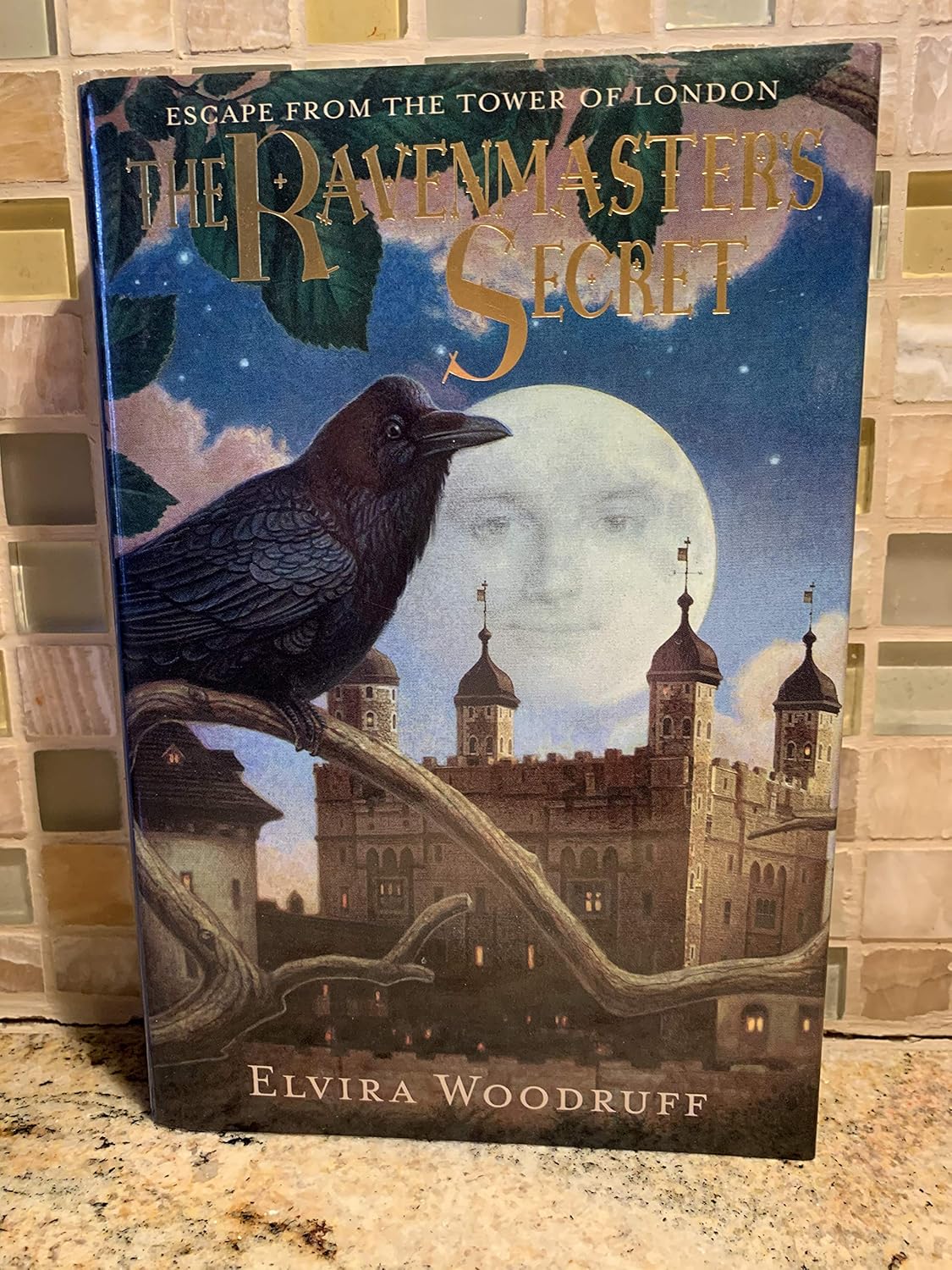 the-ravenmasters-secret: elvira-woodruff: 9780439281331: Amazon.com: Books