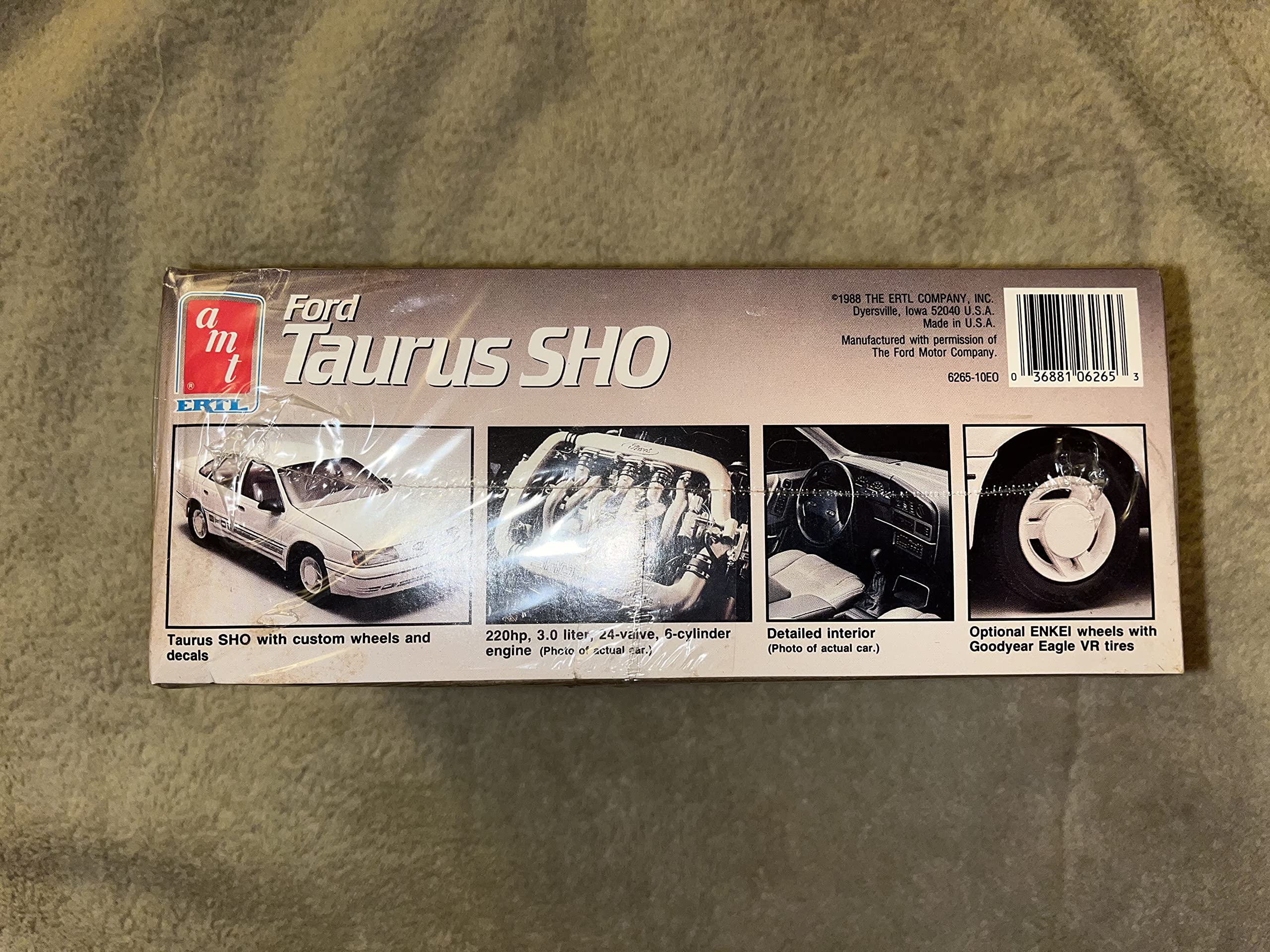 Ford Taurus Car Model Kit
