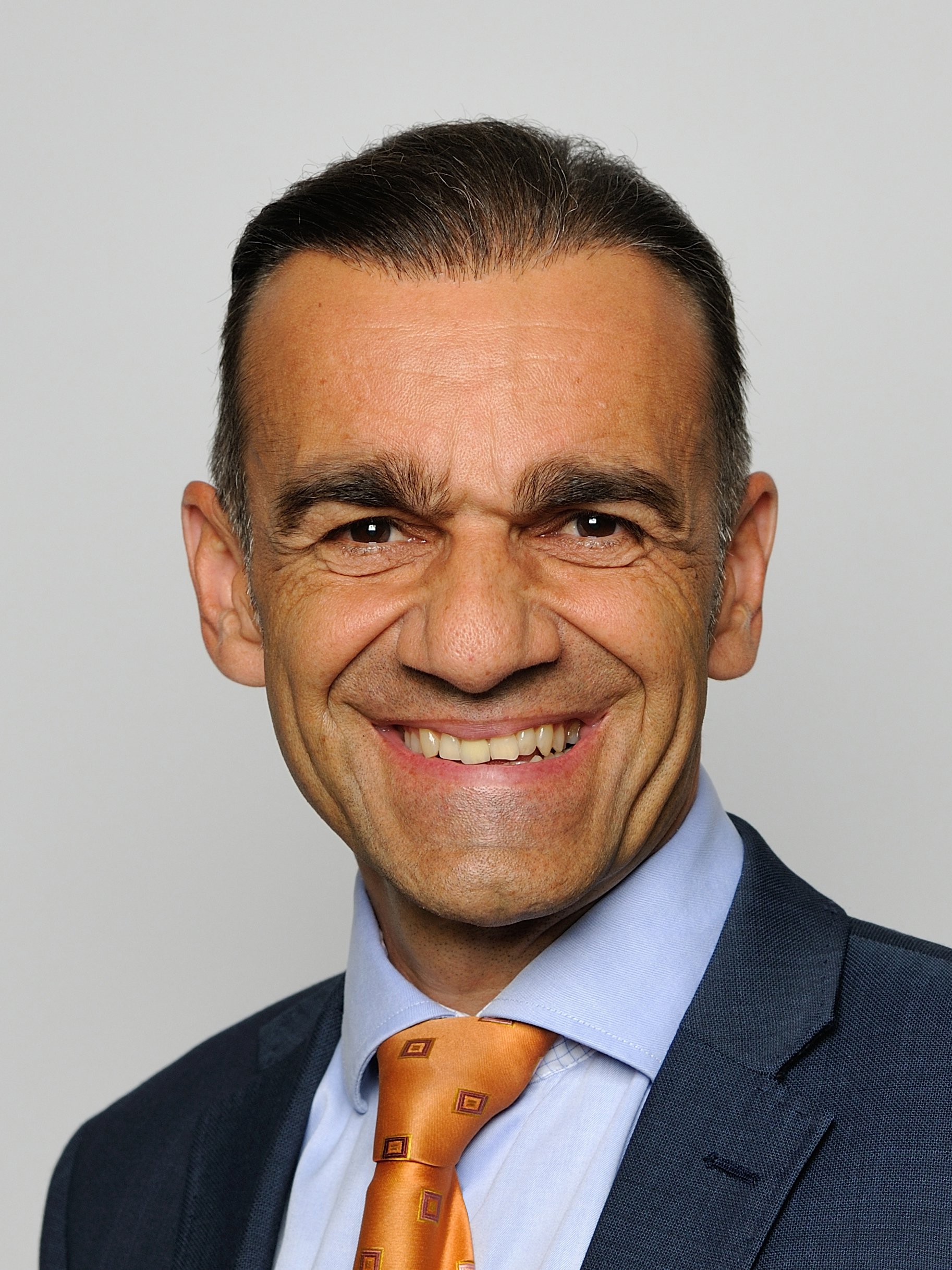 Amazon.de: Alex Schoepf: books, biography, latest update