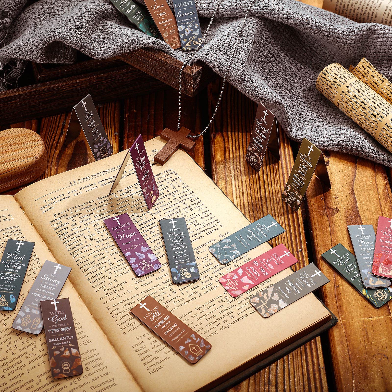 Snapklik.com : 30 Pcs Bible Verses Magnetic Bookmarks Christmas ...