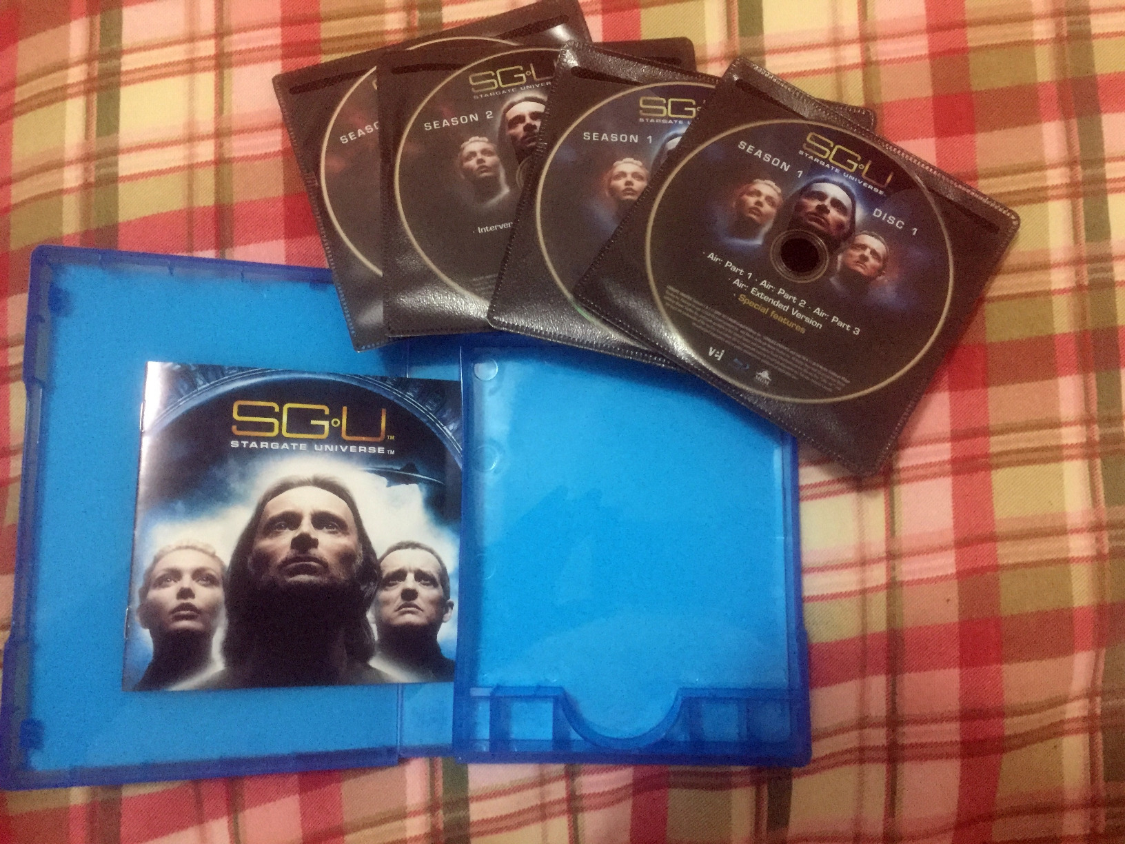 Amazon.com: SGU: Stargate Universe: The Complete Series : Robert ...