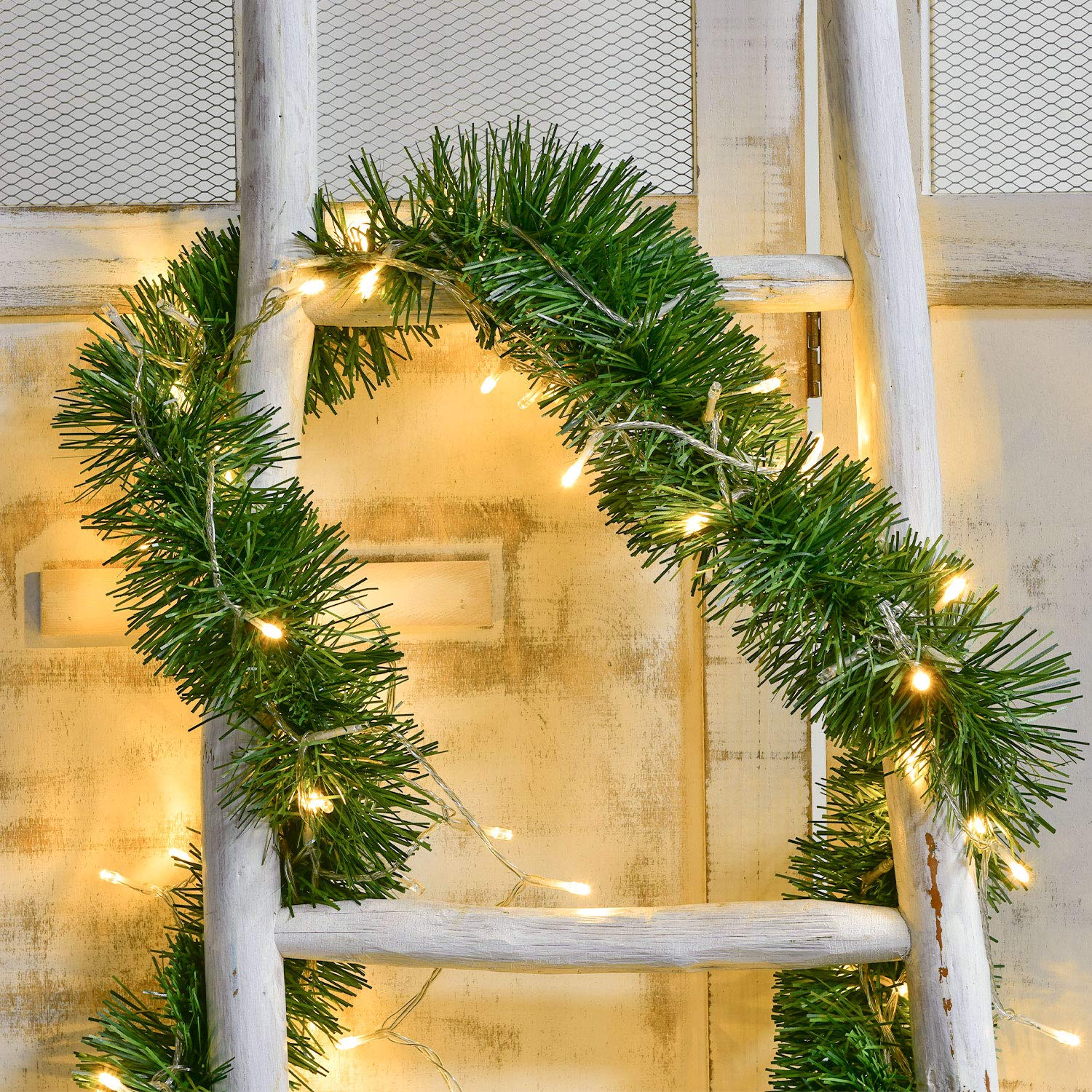 Country Lighted Garland Pre Lit Decorated Wreath, Berries