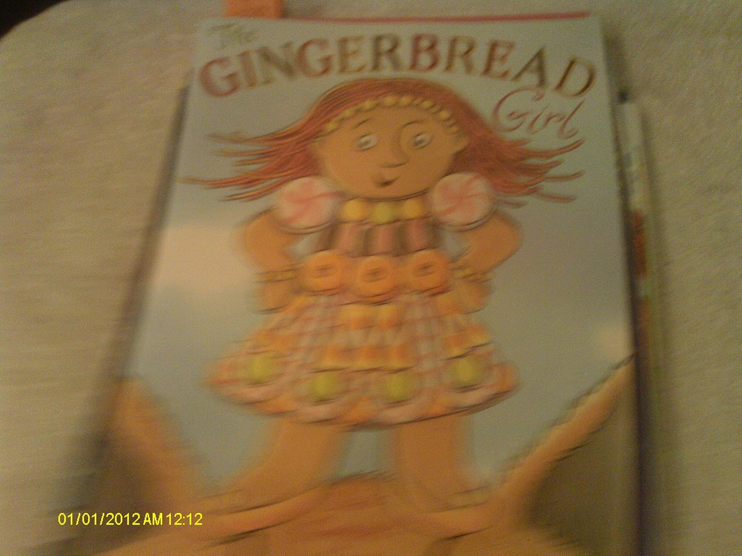 The Gingerbread Girl (Paperback): Lisa Campbell Ernst: 9780545061605 ...