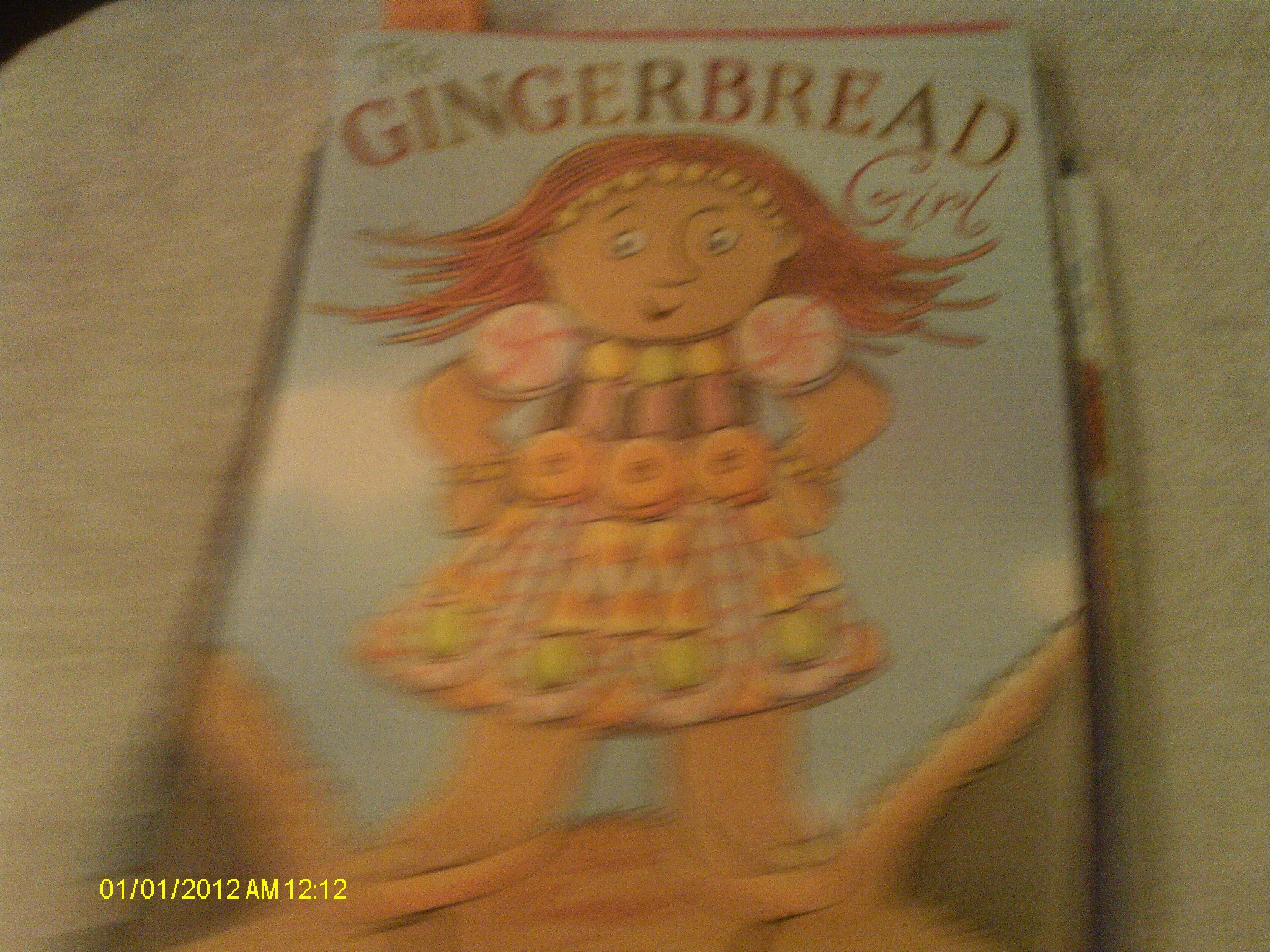 The Gingerbread Girl (Paperback): Lisa Campbell Ernst: 9780545061605 ...