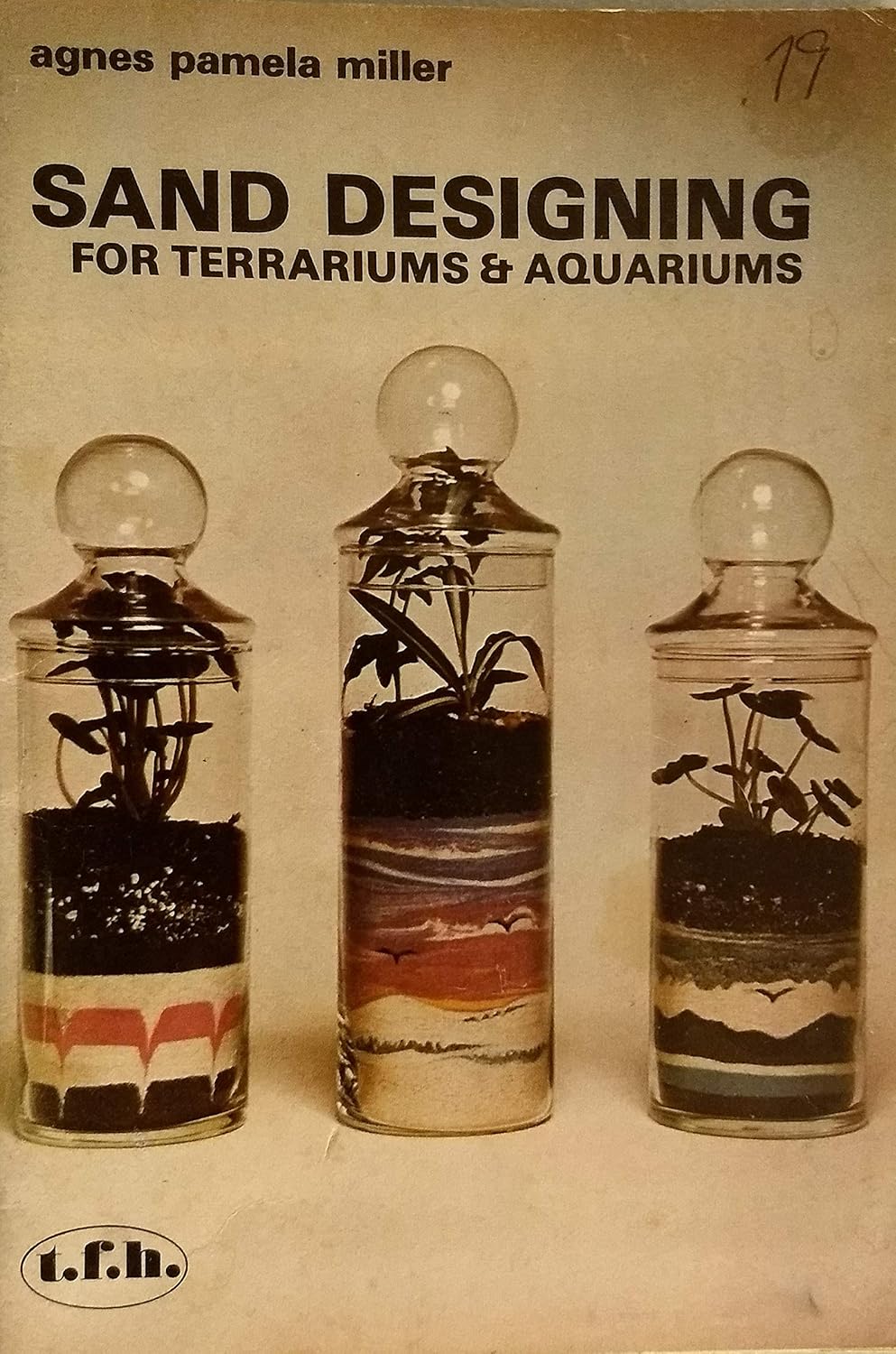Sand Design for Aquariums and Terrariums: Miller, A.P.: 9780876666258 ...