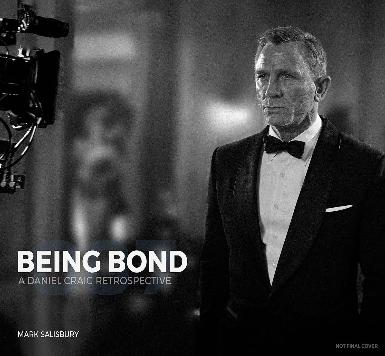 Amazon.com: Being Bond: A Daniel Craig Retrospective: 9781789094404 ...