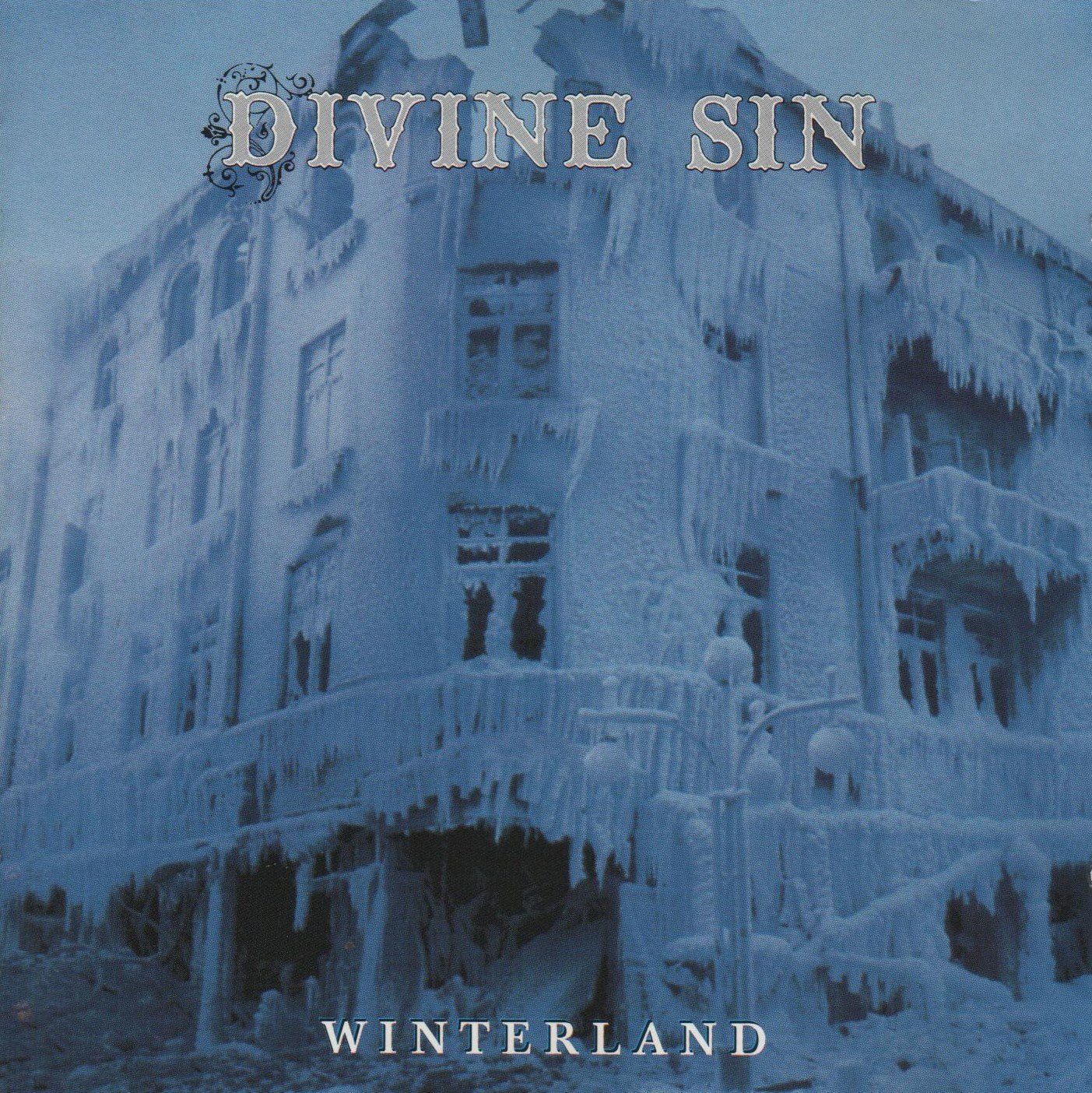 Amazon.com: Winterland: 4012743008324: Books