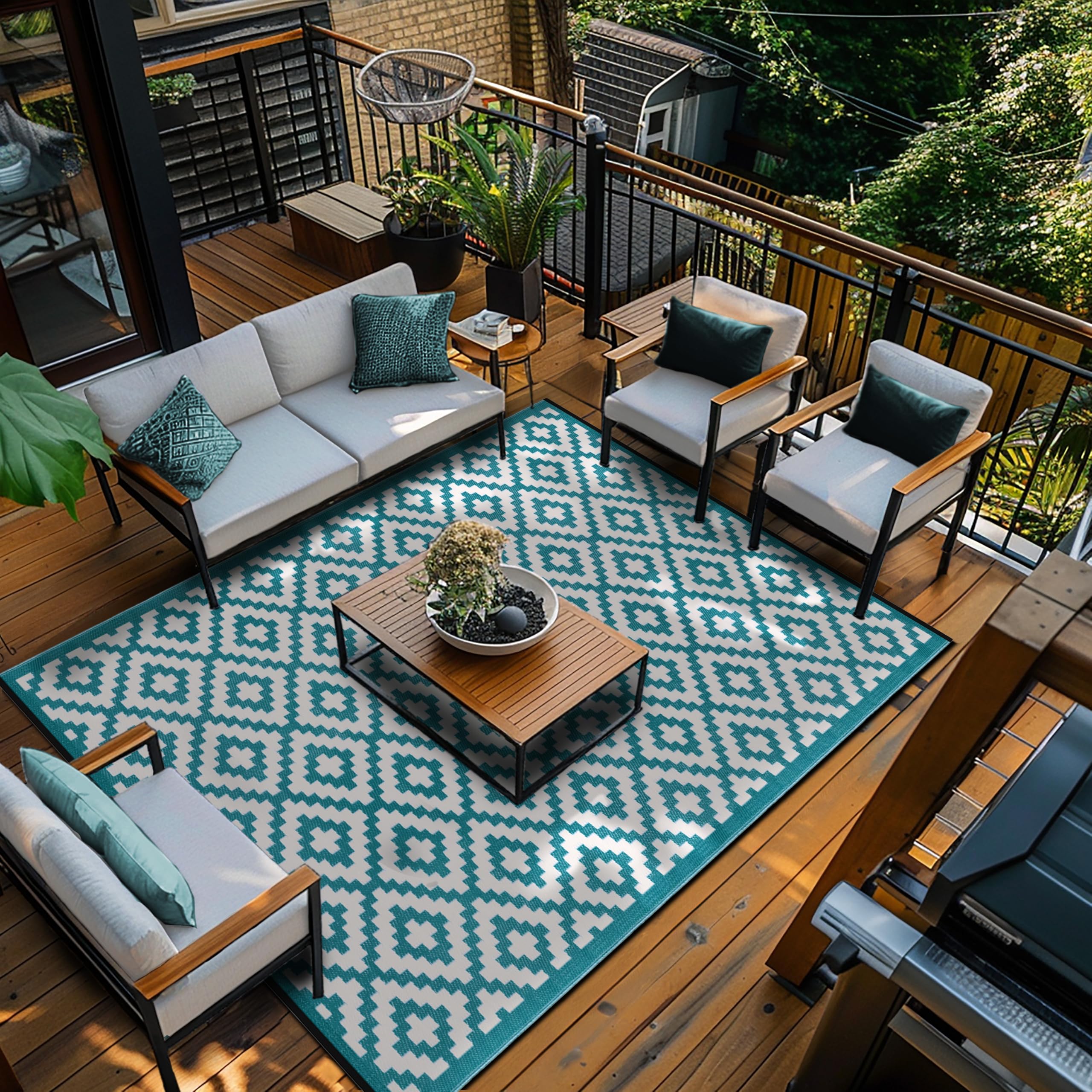 Green Decore Nirvana Premium Grade Stain Proof Reversible Plastic ...