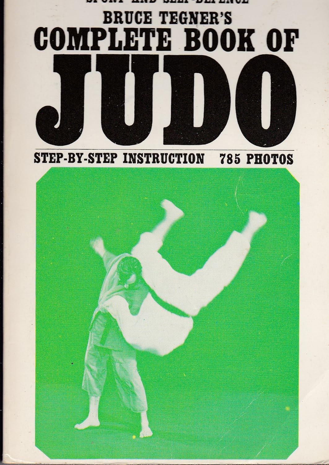 Complete Book of Judo: 9780552079174: Books - Amazon.ca
