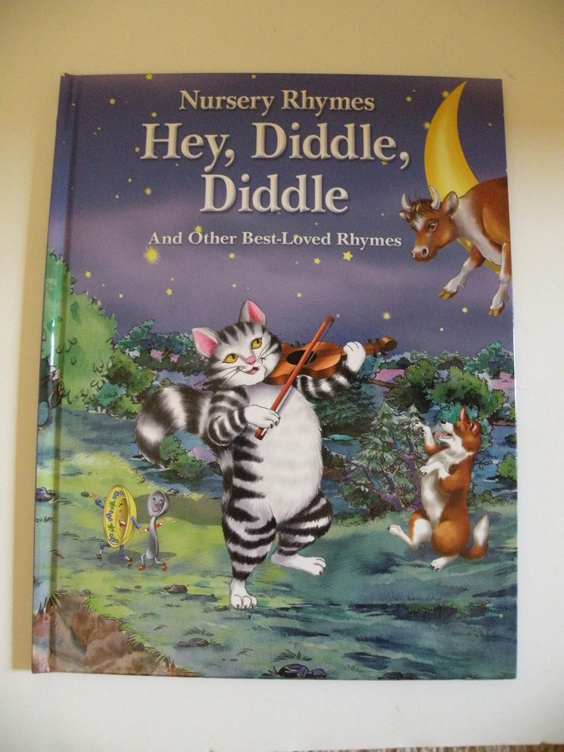 Nursery Rhymes: Hey, Diddle, Diddle: Rhymes: 9781848587694: Amazon.com ...