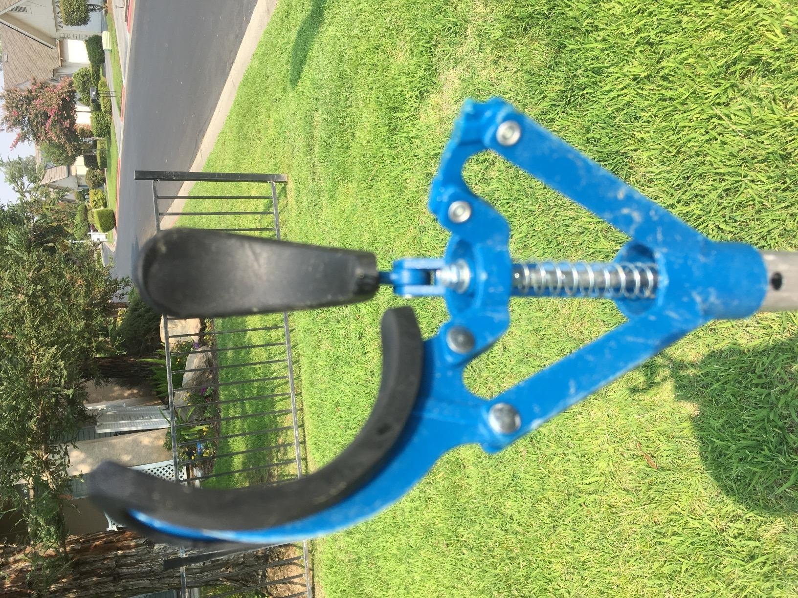 Amazon.com : OASE 706759427647 42764 EasyPick Pond Pliers : Patio, Lawn ...