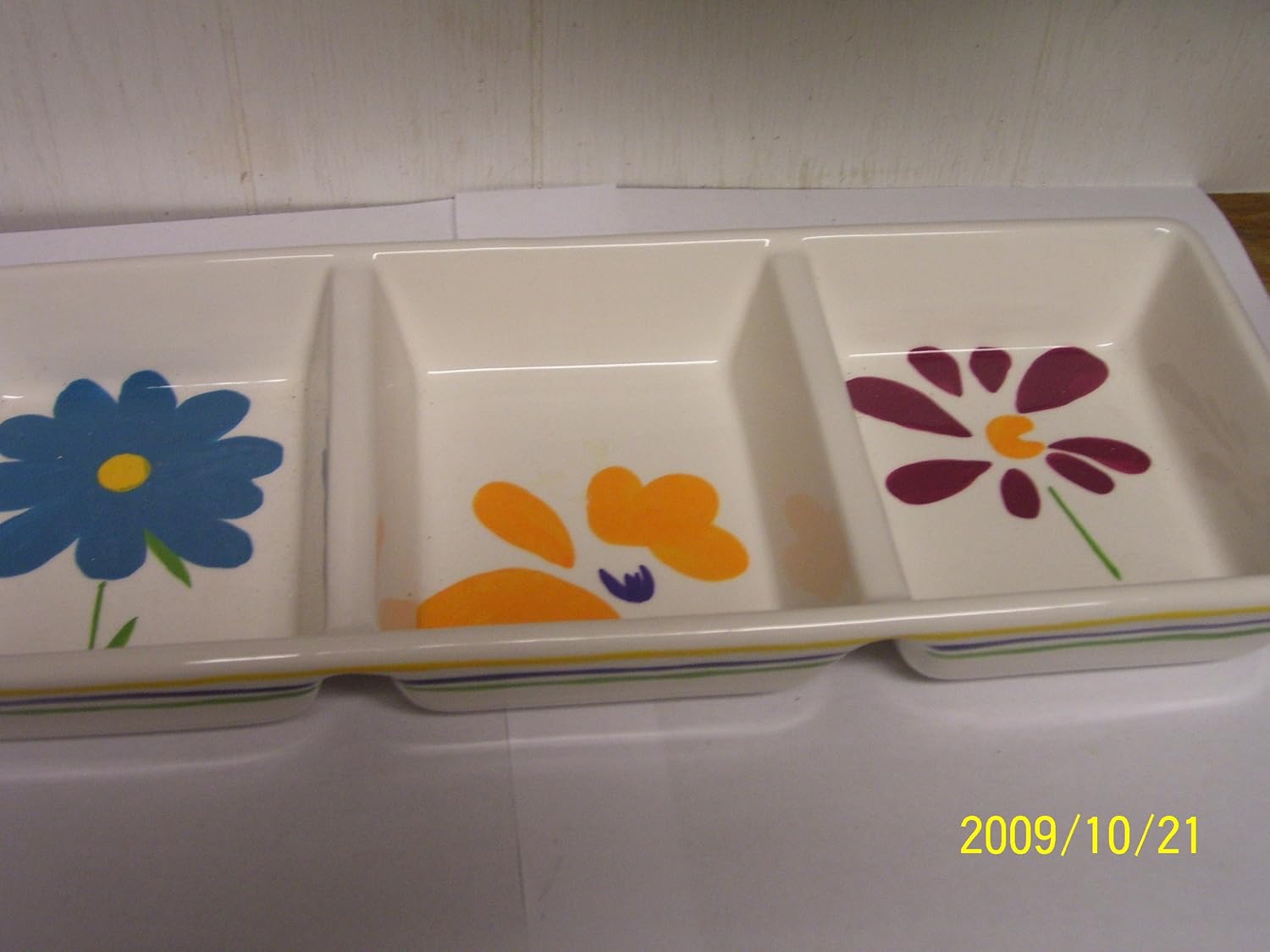 Pfaltzgraff Flourish Divided Serving Tray : Amazon.in: Home & Kitchen