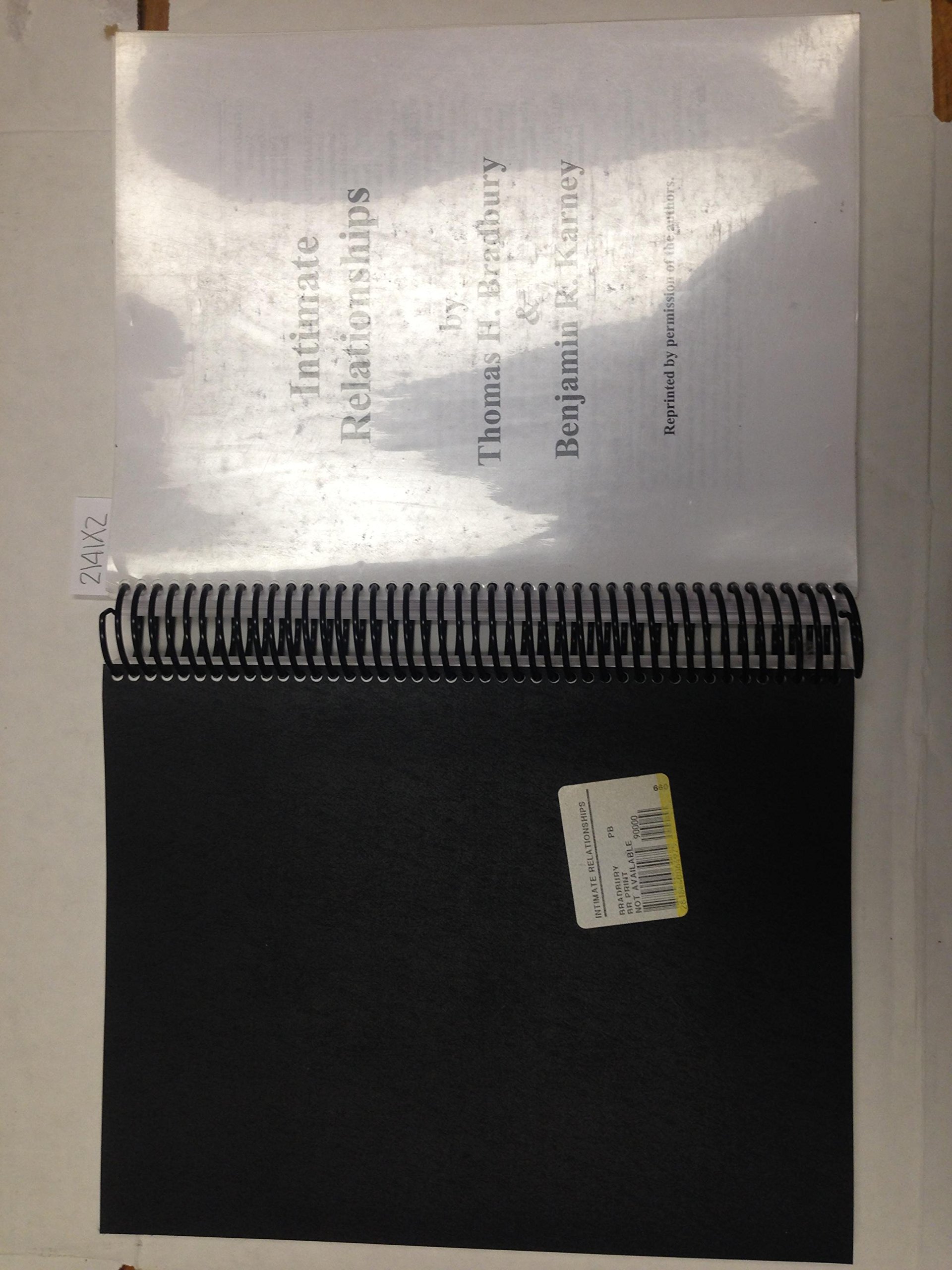 Amazon.com: Intimate Relationships: 9780393920239: Bradbury, Thomas N ...